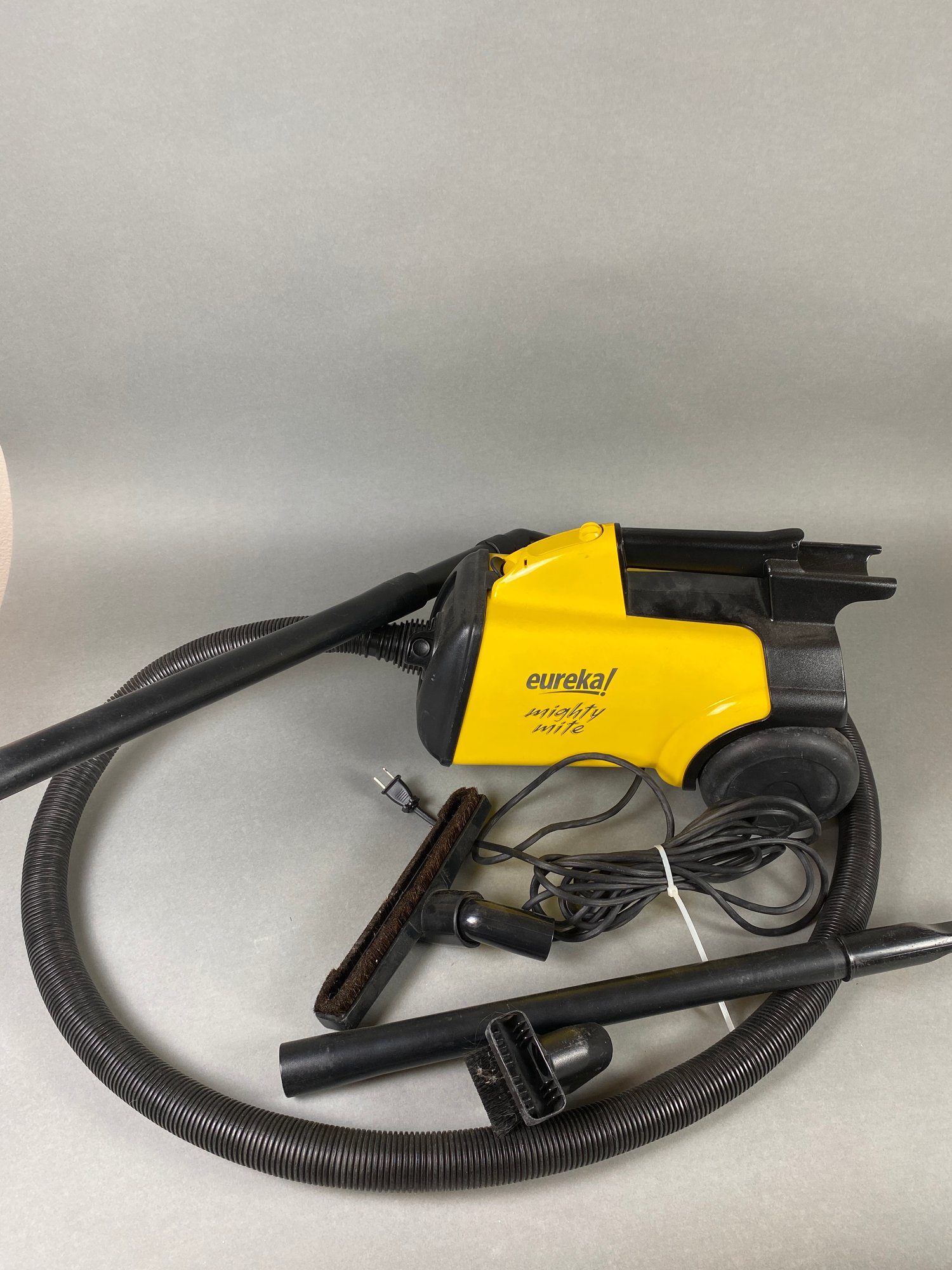 Eureka Mighty Mite Vacuum Cleaner, Model 3670, With Accessory Tools ...