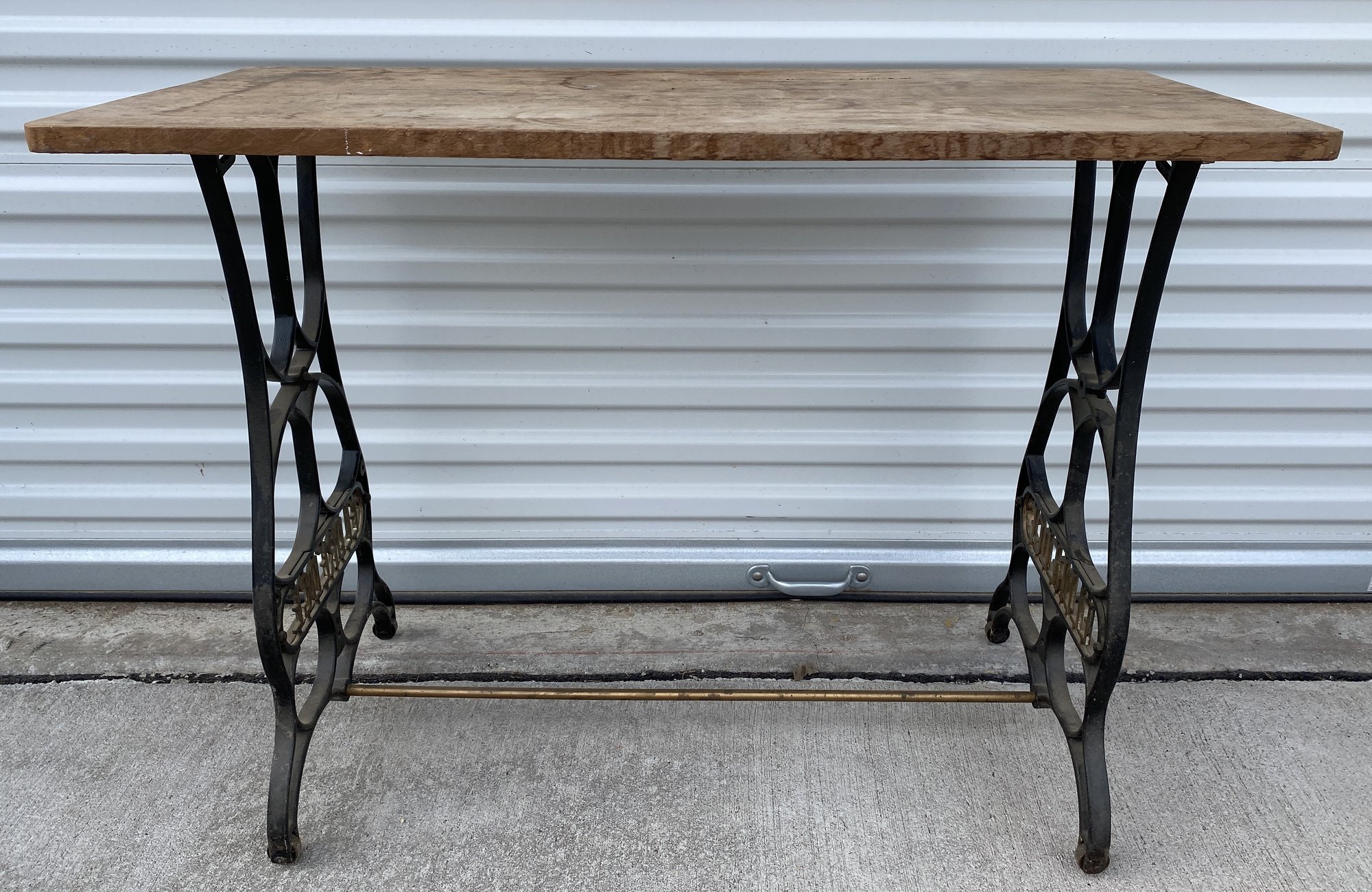 Wonderful Sofa, Entryway Or Side Table From An Elderidge Sewing Machine ...