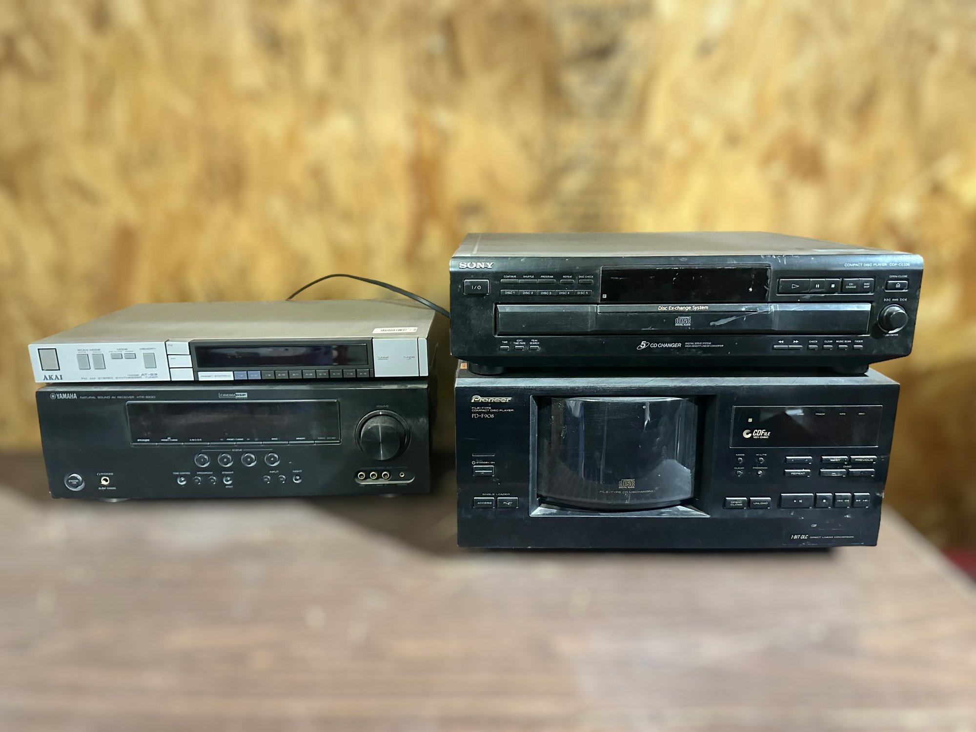 Pioneer PD-F908 Compact Disk Player, Sony Disk Exchange, Yamaha ...