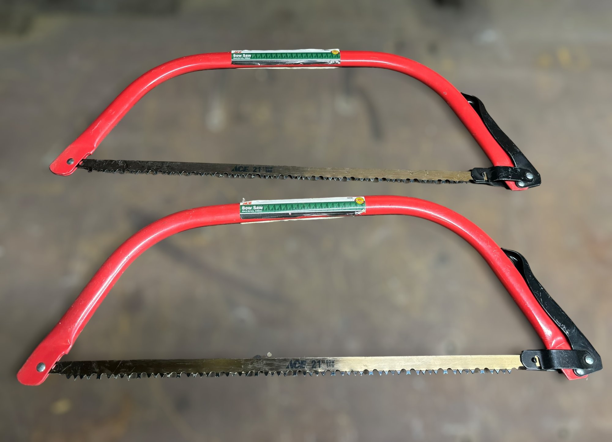 ACE 21 Inch Bone Saws W/ Red Handles- Lot Of 2 #11102 | Auctionninja.com