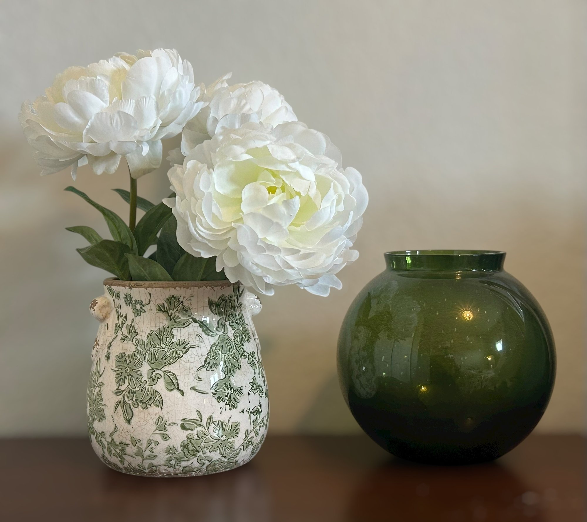 Tuscan Ceramic Green Scroll Planter W/ Faux Floral Flowers & Olive ...