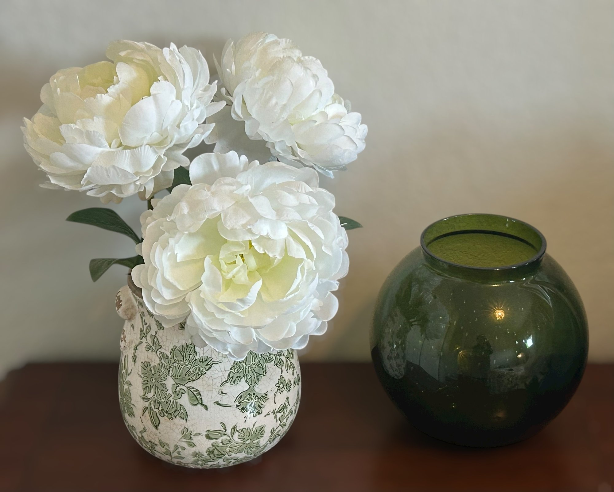 Tuscan Ceramic Green Scroll Planter W/ Faux Floral Flowers & Olive ...