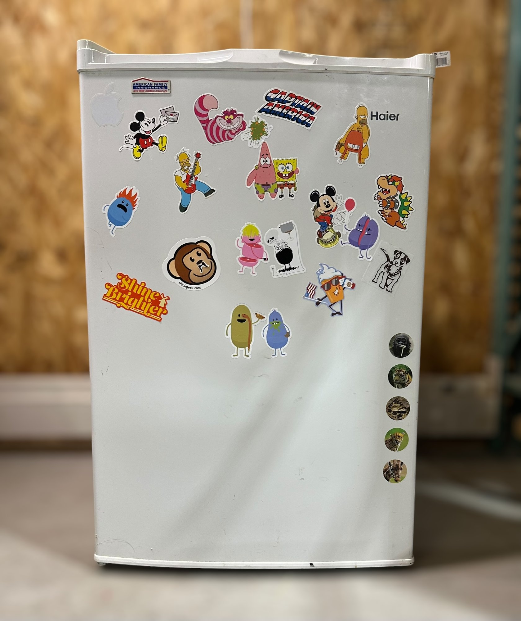 Haier Free Standing Mini Fridge #12128 | Auctionninja.com