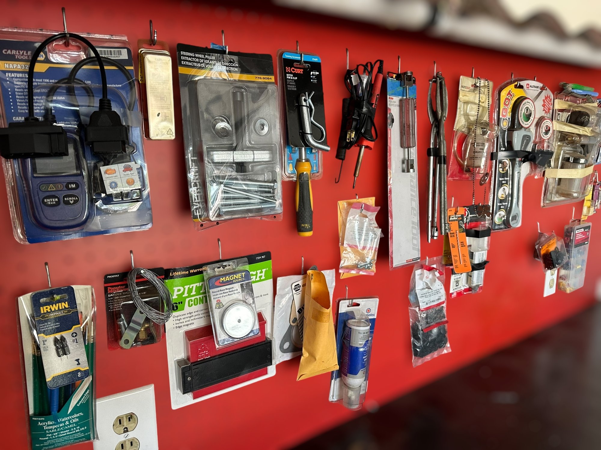 Wonderful Assortment Of Workman's Tools And Accessories #14564 ...