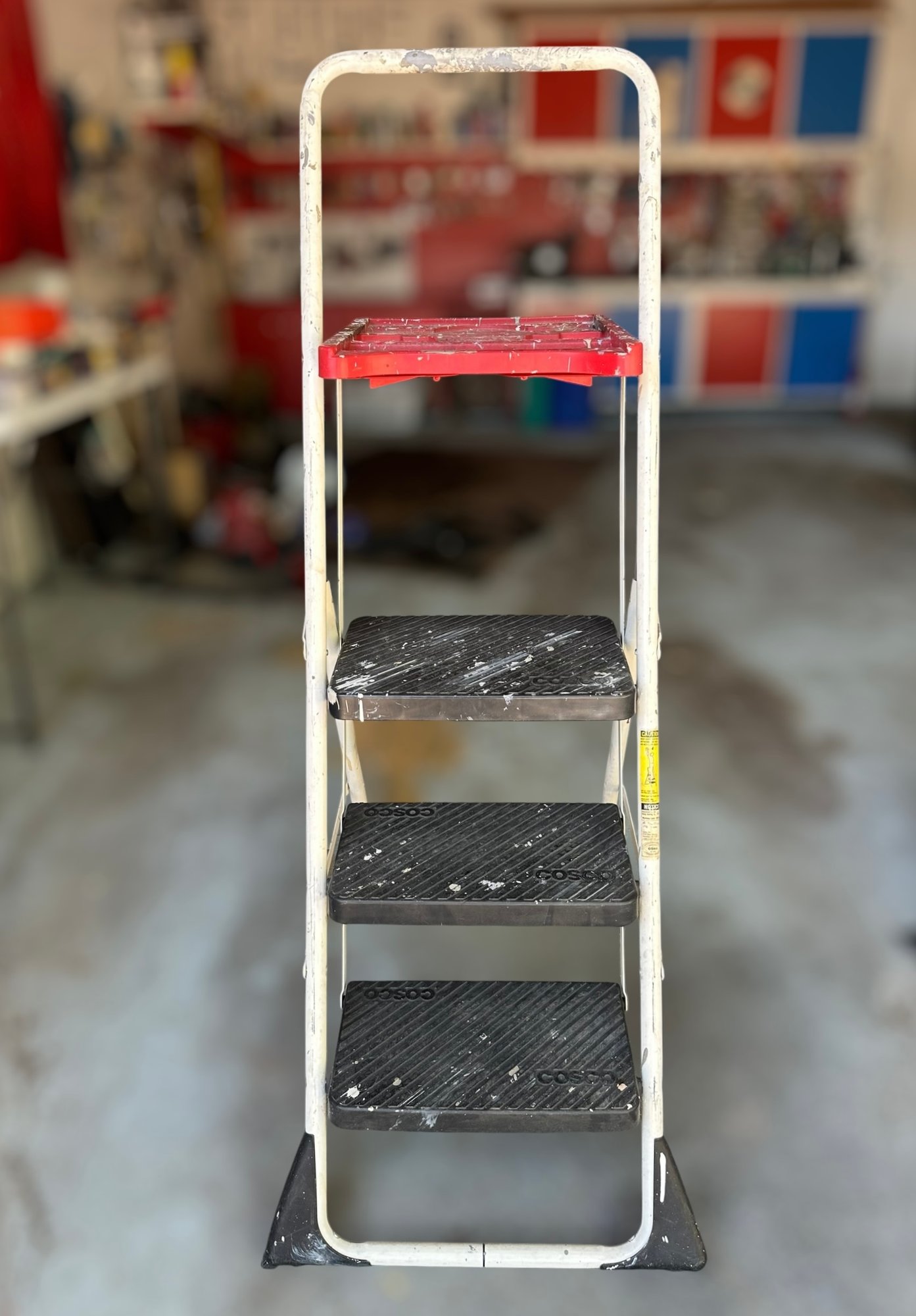 3 Step Painters Platform Utility Ladder #14554 | Auctionninja.com