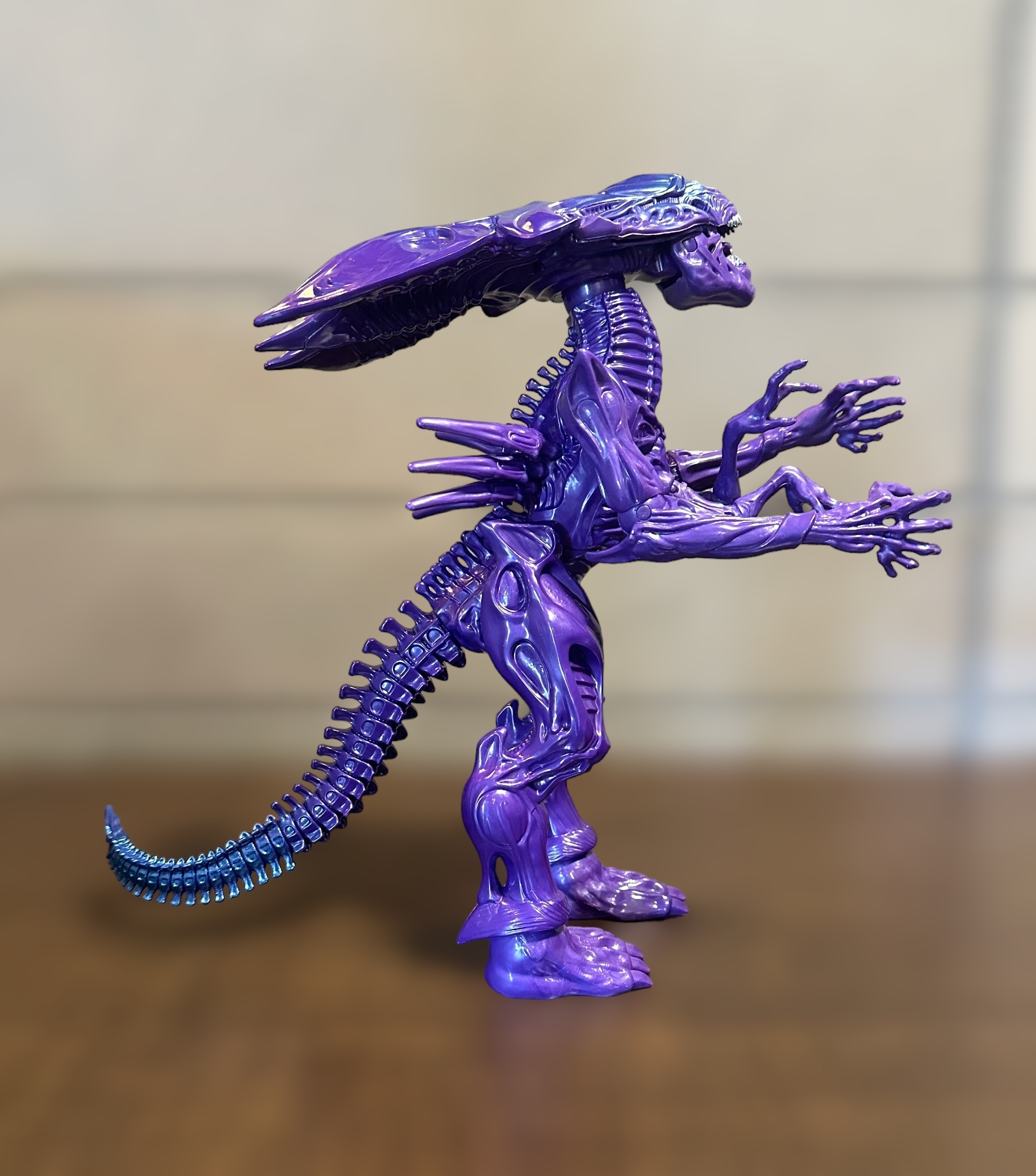 Alien Queen Lanard Xenomorph Action Figure #11040 | Auctionninja.com