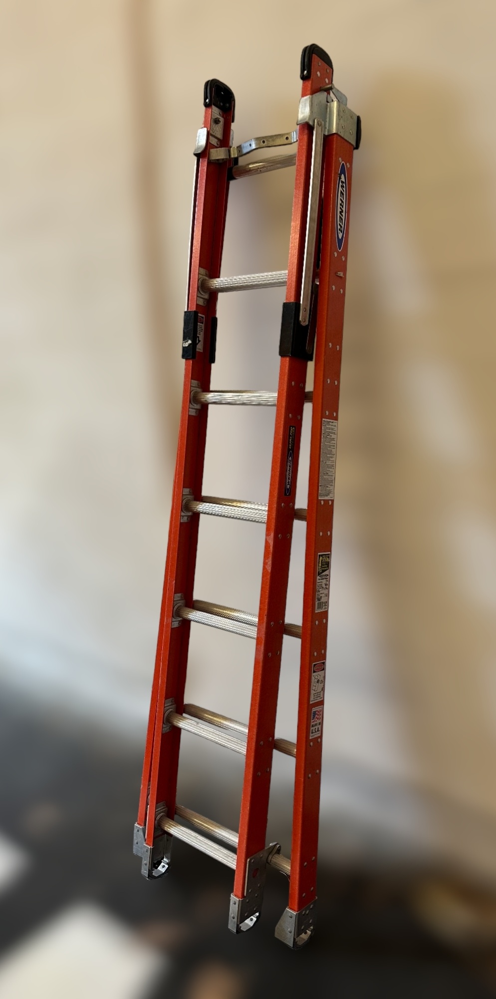 Werner 7ft Extendable Ladder With 375 Lb Load Capacity- Extends To 11 ...