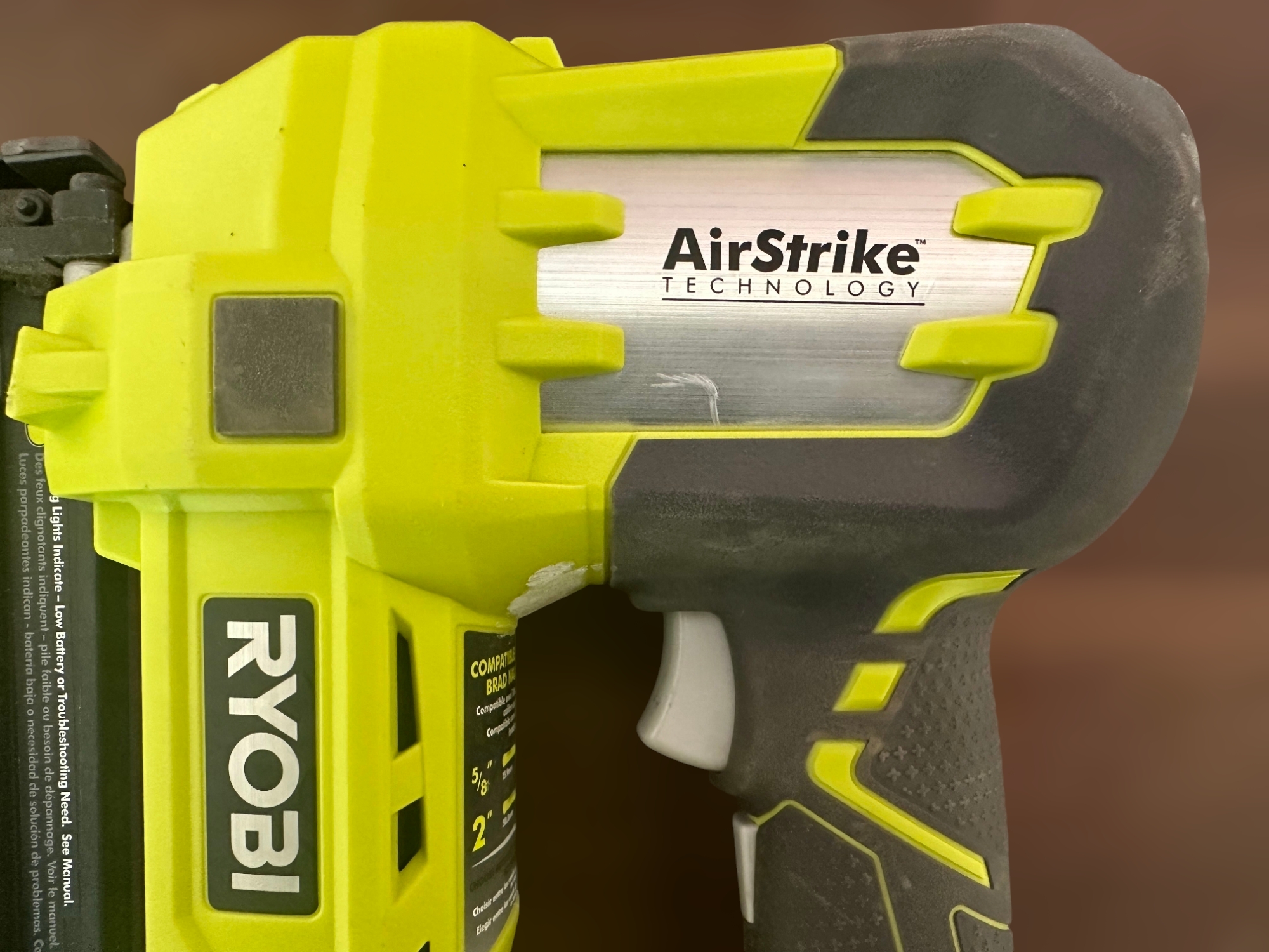 Ryobi Air Strike P320VN Brad Electric Nailer #15367 | Auctionninja.com
