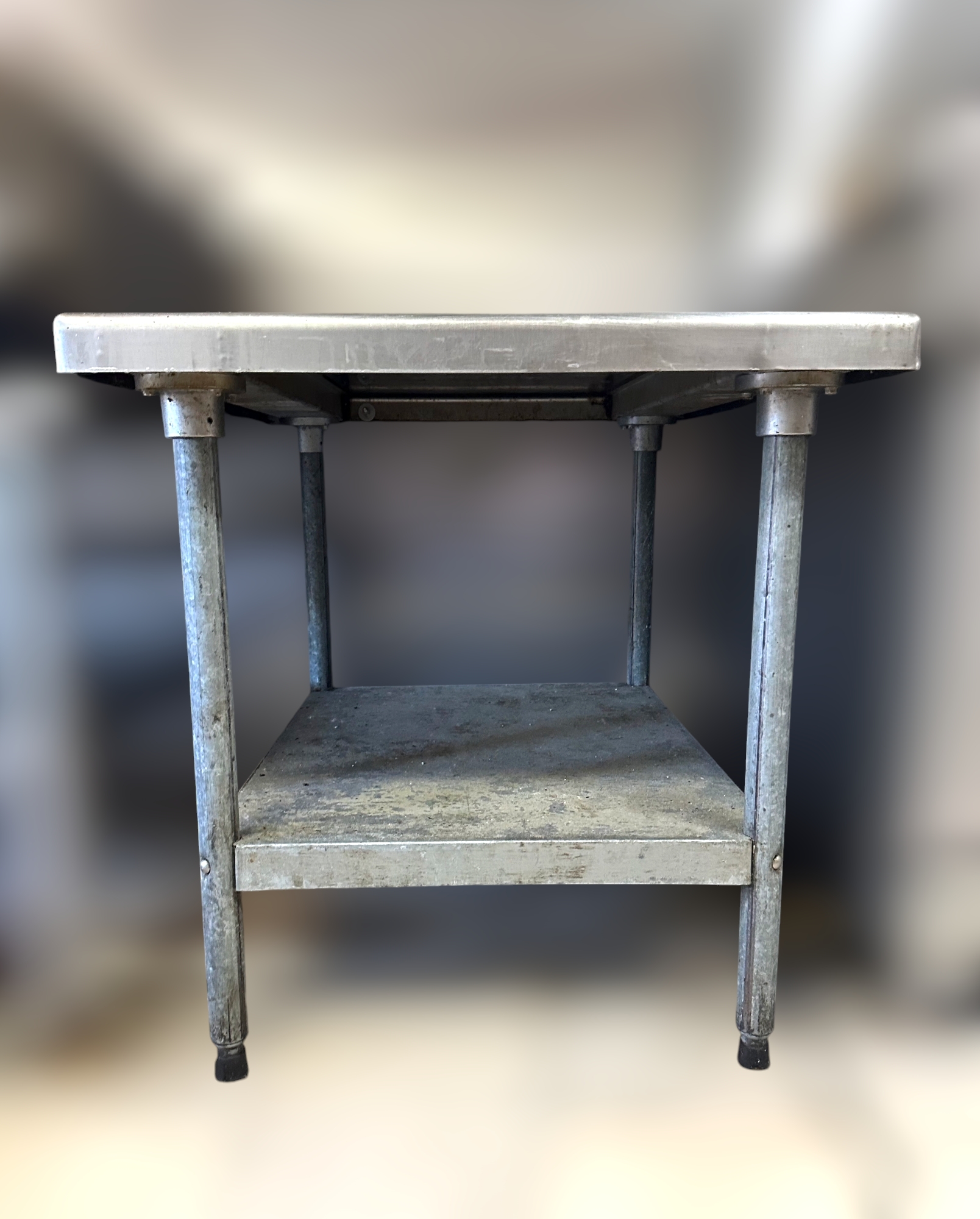 Aarohot Commercial Stainless Steel Station Table With Storage Shelf ...