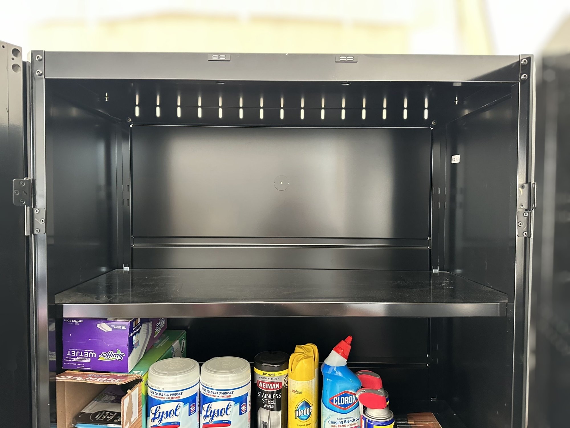 Husky 24 Gauge Steel Free Standing Garage Cabinet In Black - Lot 1 Of 2 ...