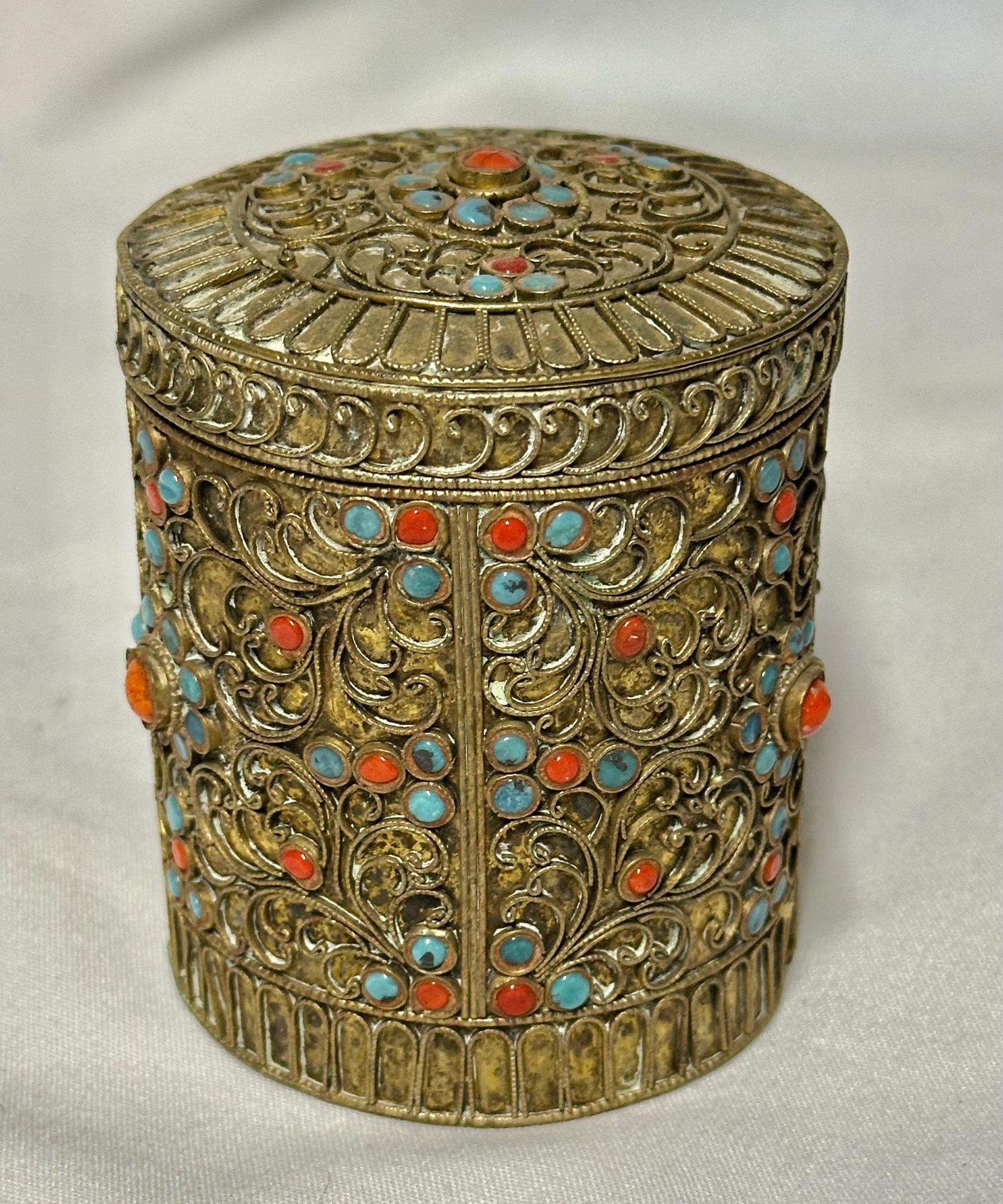 Lidded Brass Decorative Canister #2207 | Auctionninja.com