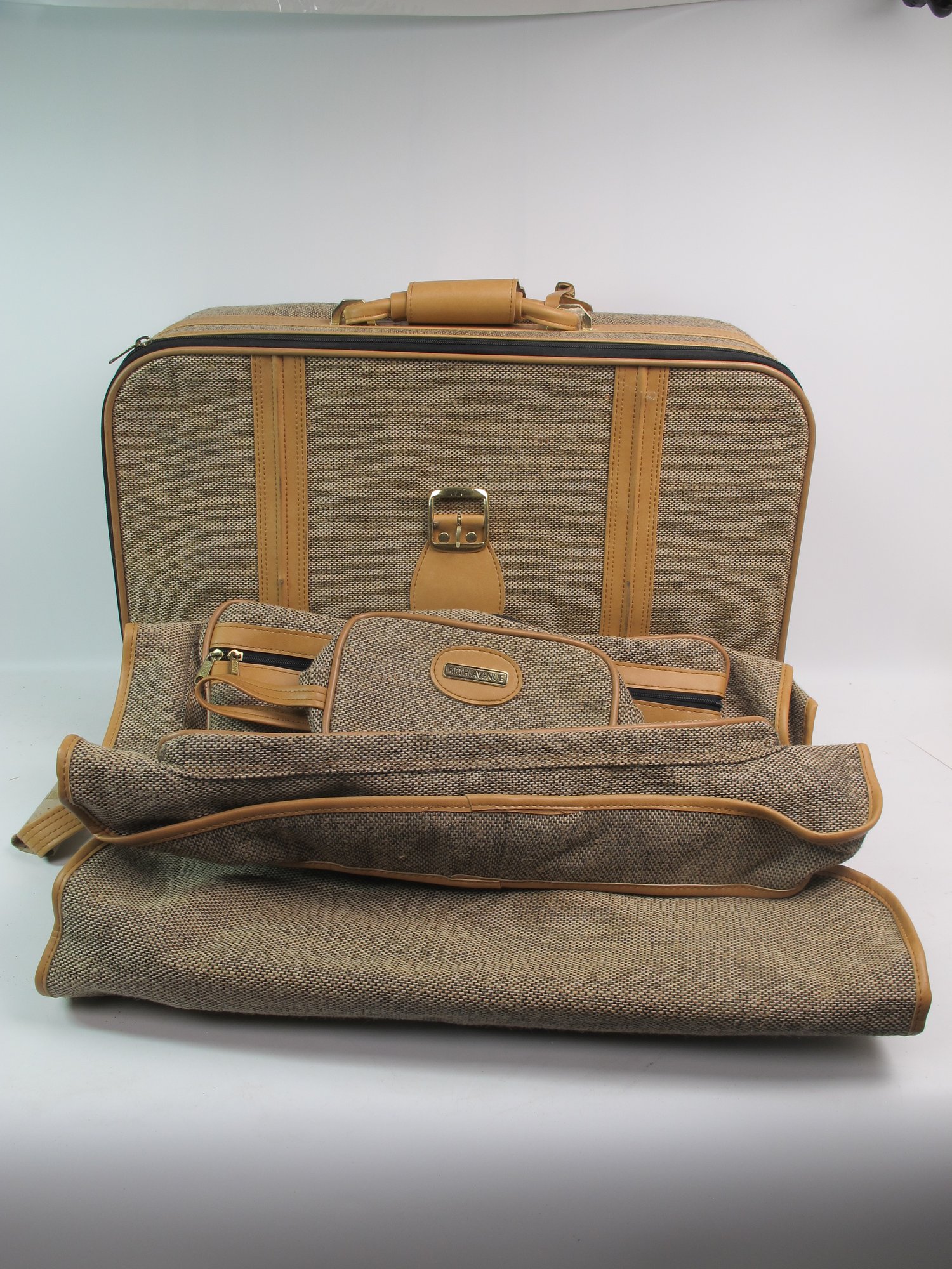 Fifth Avenue 3-Piece Travel Luggage Set In Classic Tan Tweed #7141 ...