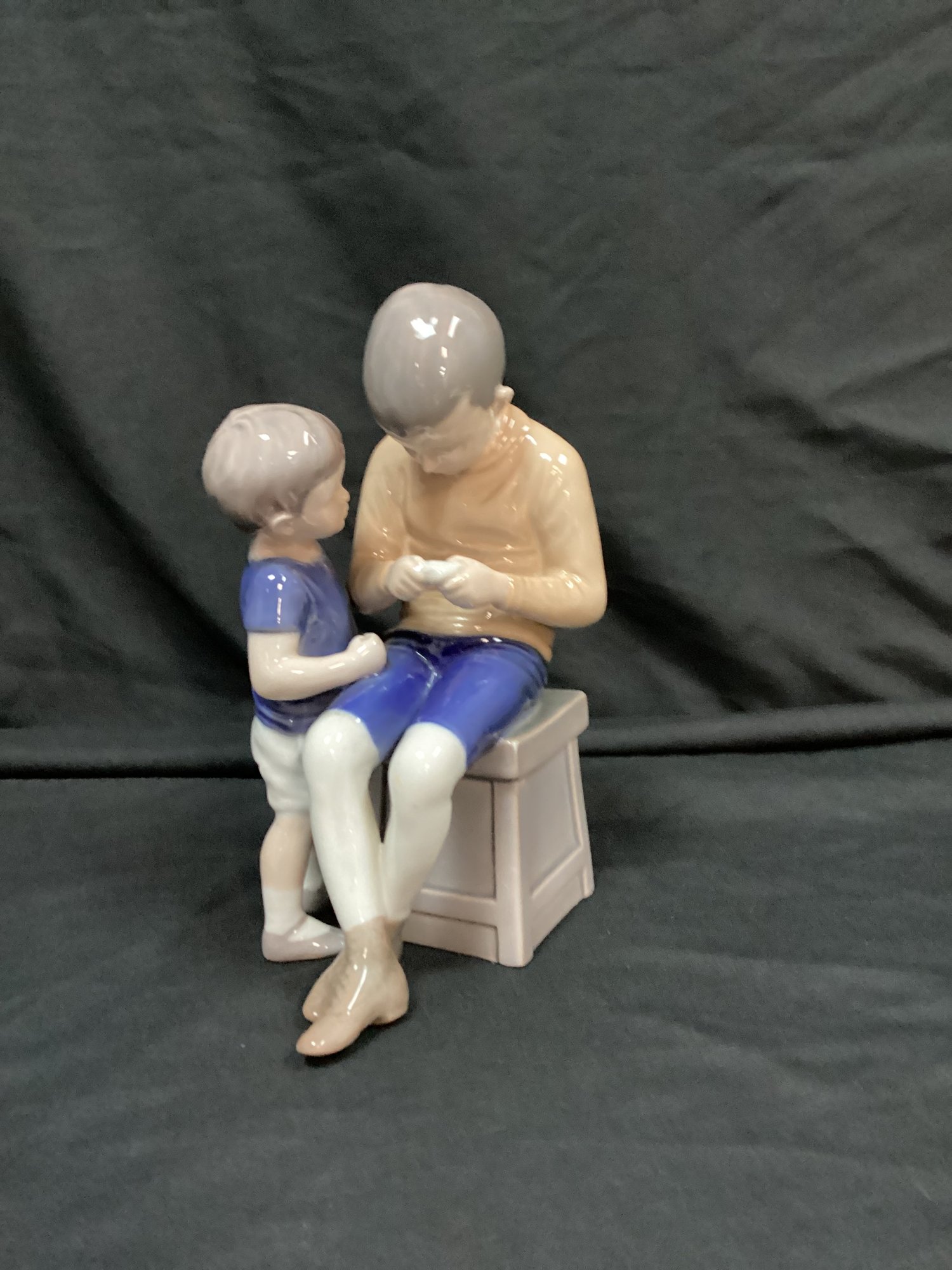 Bing & Grondahl Tom & Willy, Big Brother & Little Brother Figurine ...