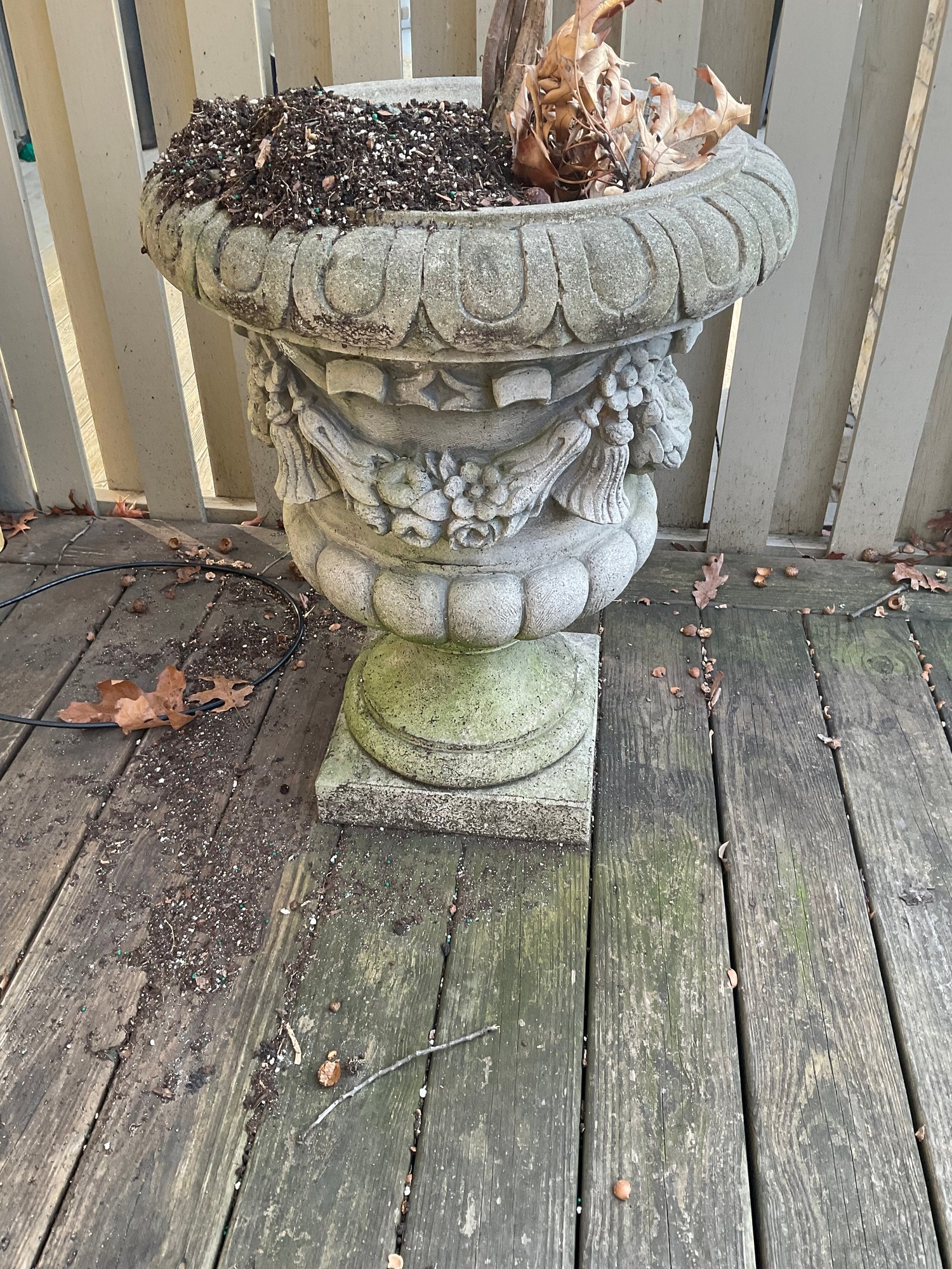 Large Decorative Cement Garden Urn (1 Of 4) #2881 | Auctionninja.com