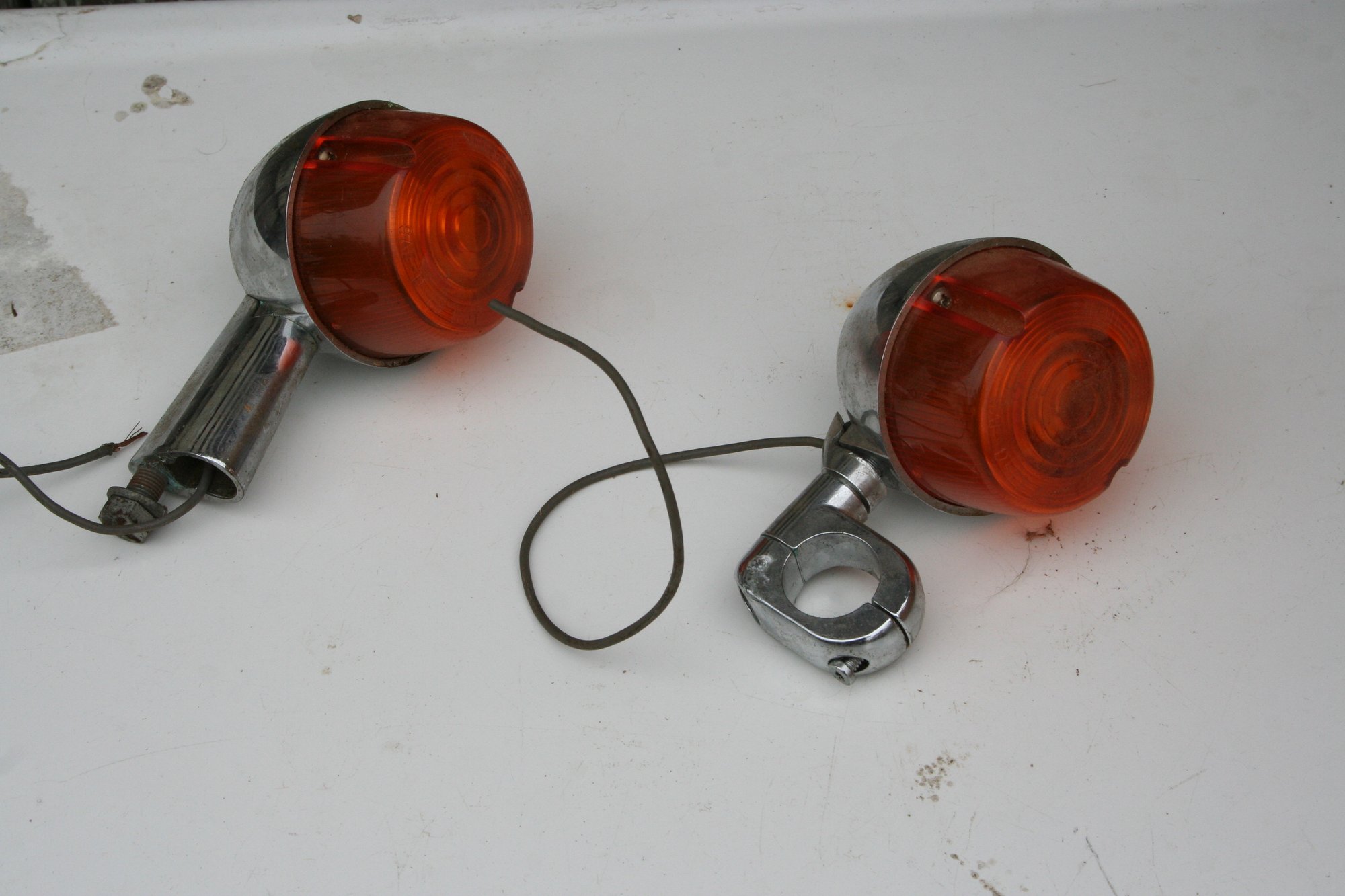 Harley Davidson Original Yankee 1030 Signal Lights #1106 | Auctionninja.com