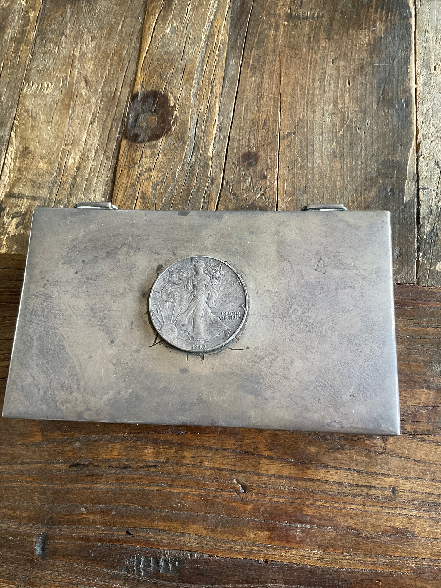 (JP028) Sterling Silver Lidded Box With Liberty Coin 10.75 Troy Oz ...
