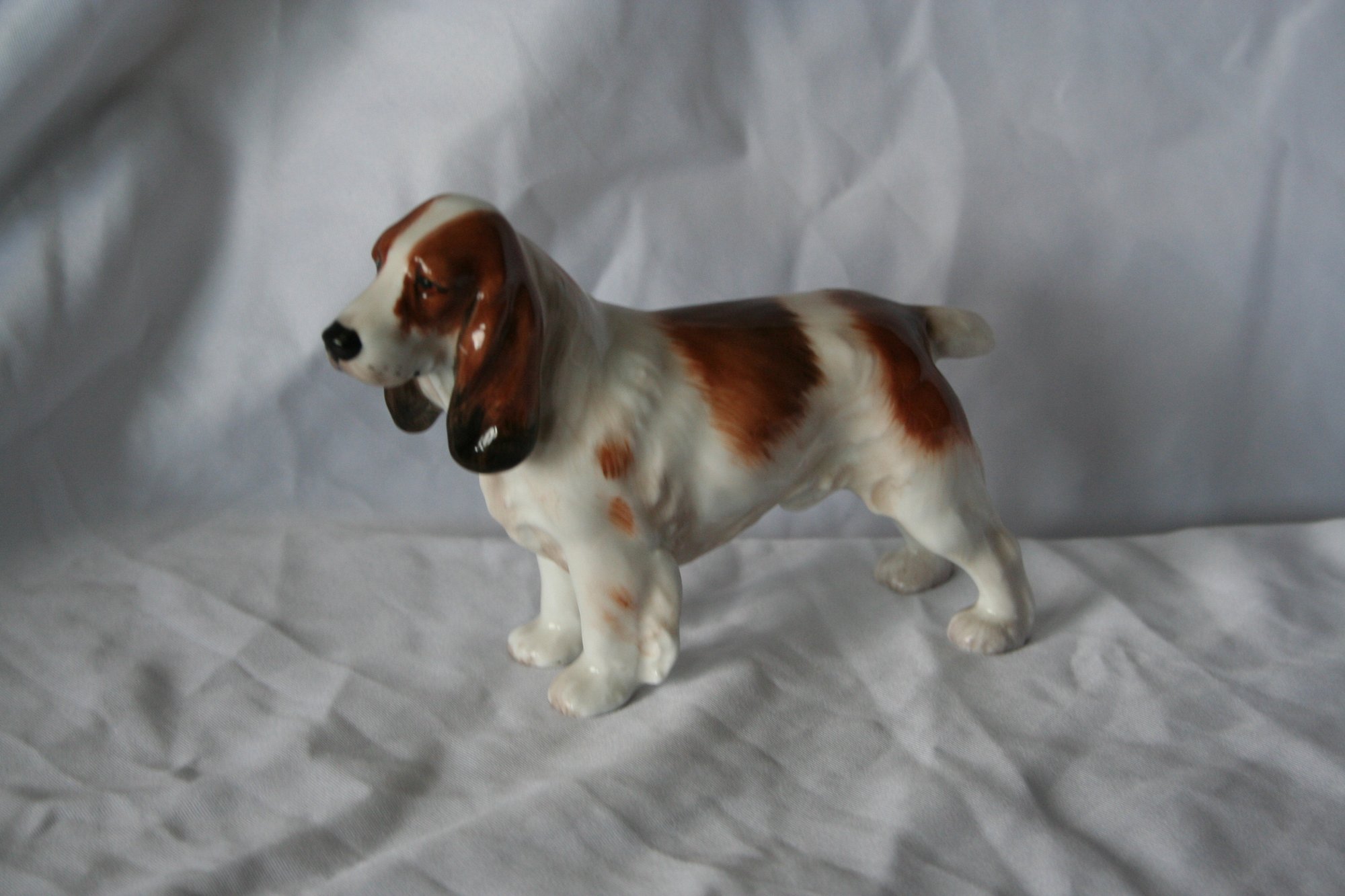 Royal Doulton Springer Spaniel Figurine #1752 | Auctionninja.com