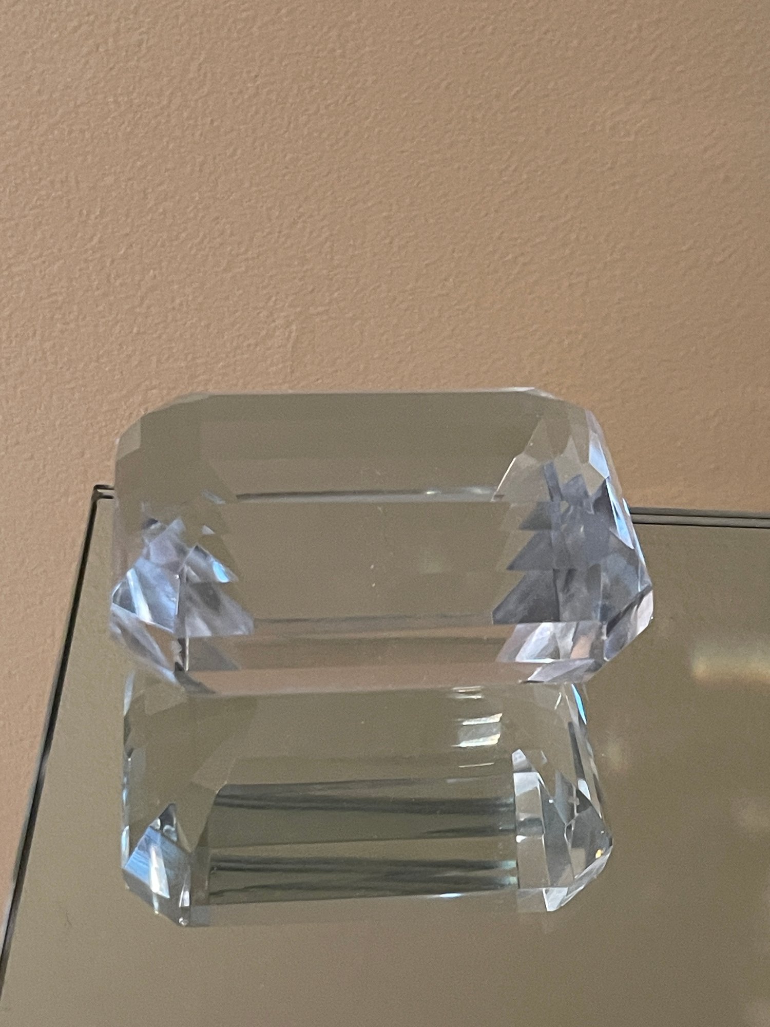 Tiffany & Co Emerald Cut Crystal Paperweight #20364 | Auctionninja.com