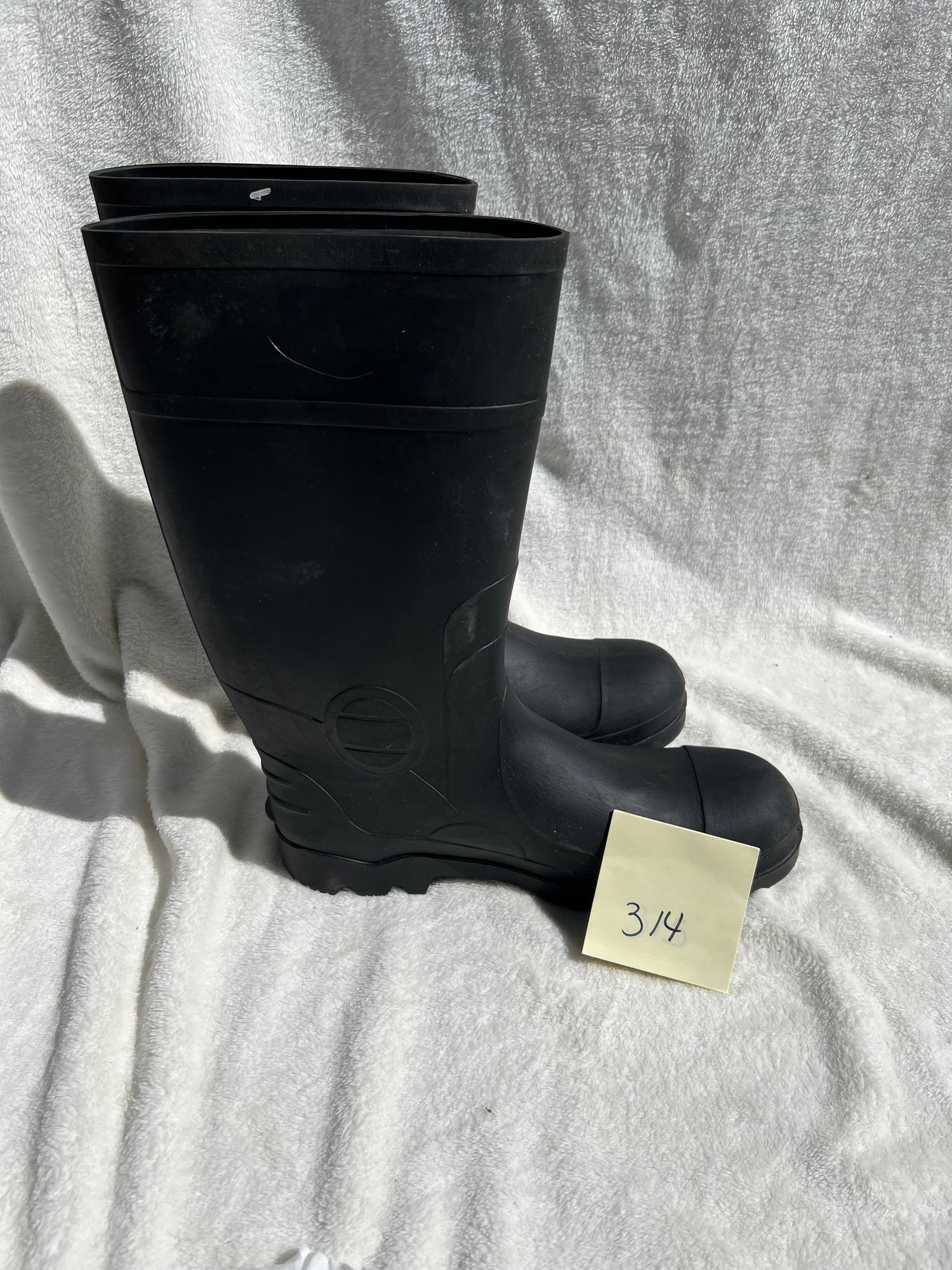 Steel Tow Slip Resistant Boots #19857 | Auctionninja.com