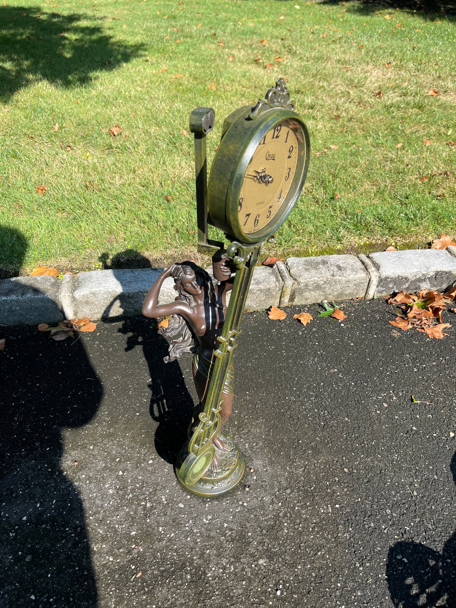 Vintage Crosa Quartz Clock , Held By Woman #19926 | Auctionninja.com