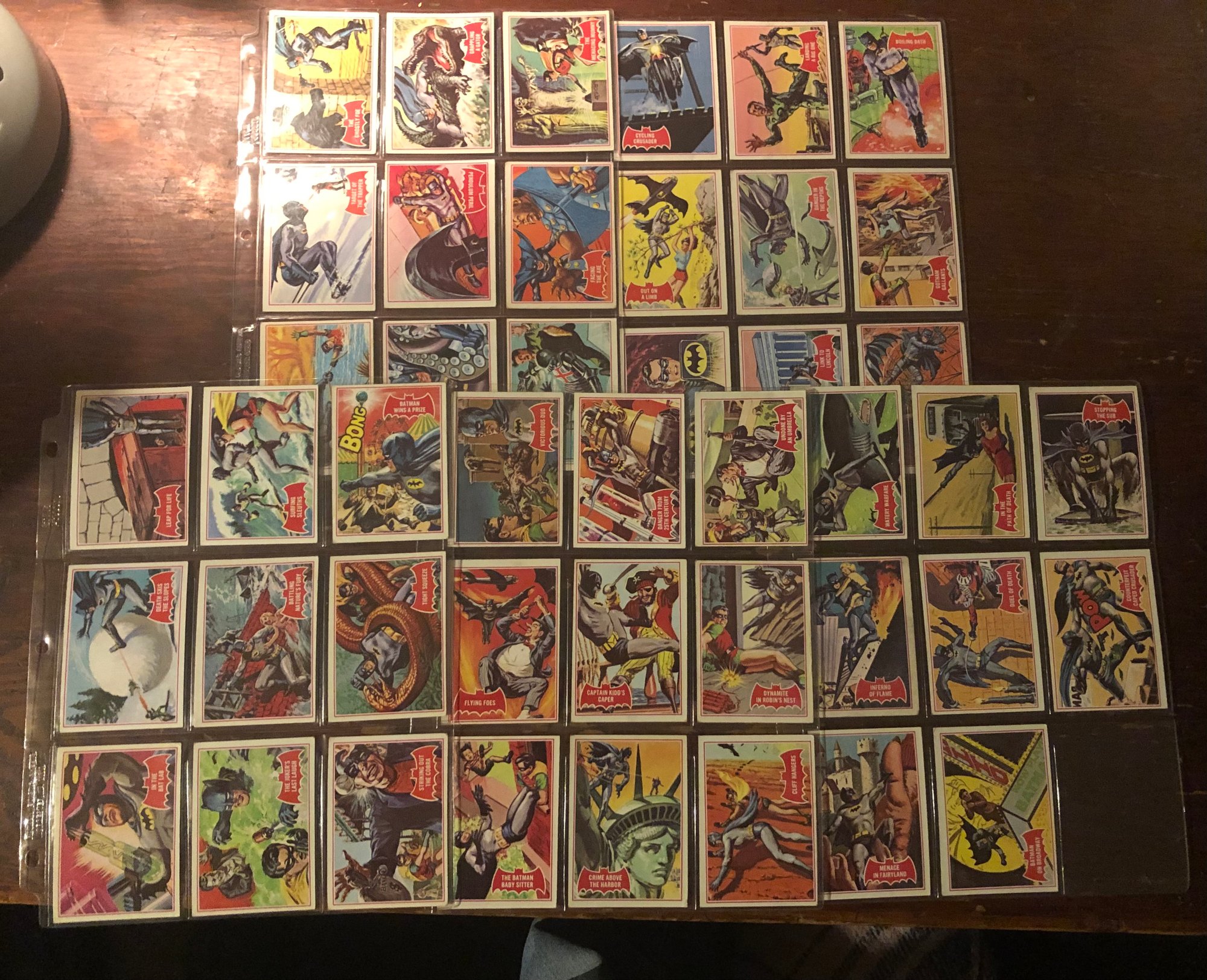 1966 Batman Red Bat Complete 44 Cards Set #3958 | Auctionninja.com