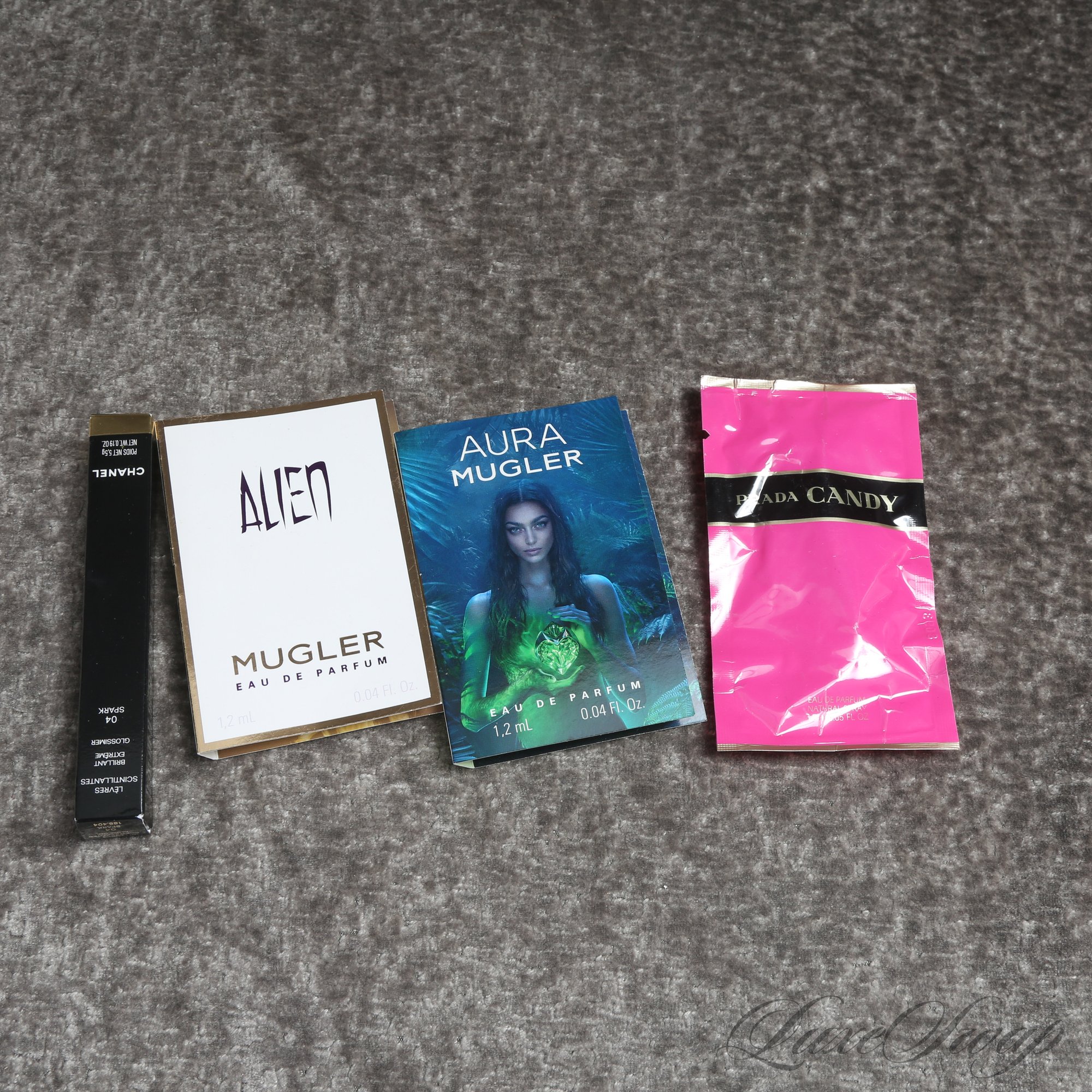 #9 LOT OF 4 BRAND NEW PRADA, THIERRY MUGLER AND CHANEL PERFUME SAMPLES ...
