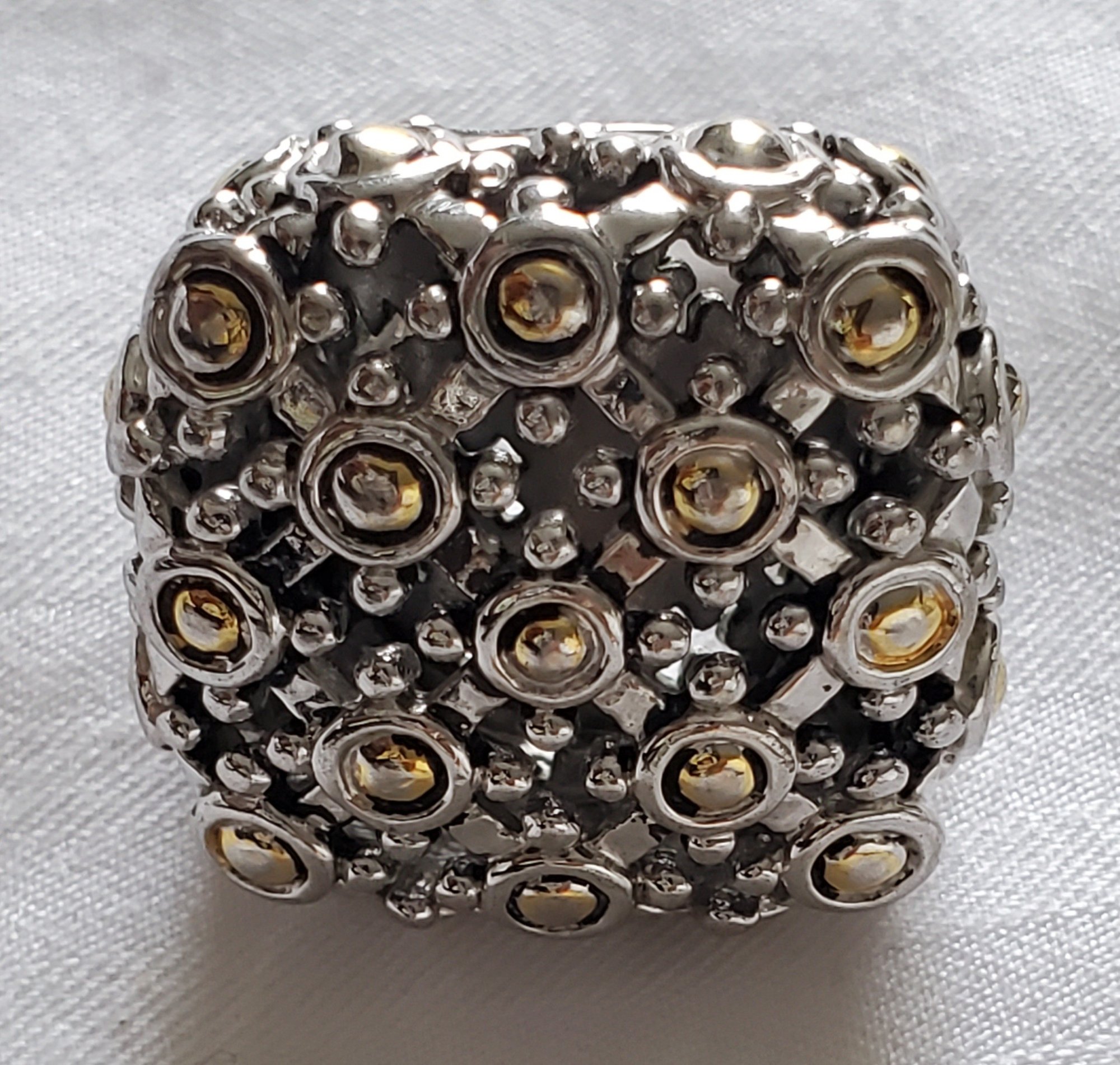 Vintage Artisan-Style Wide Band Statement Ring With Raised Gold-Tone ...