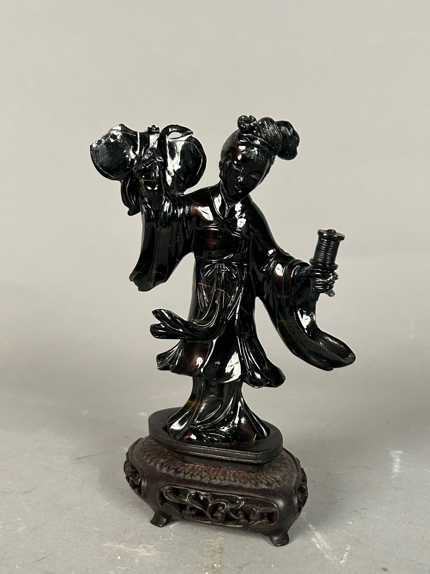 Black Glass? Statue On Pedestal #6537 | Auctionninja.com