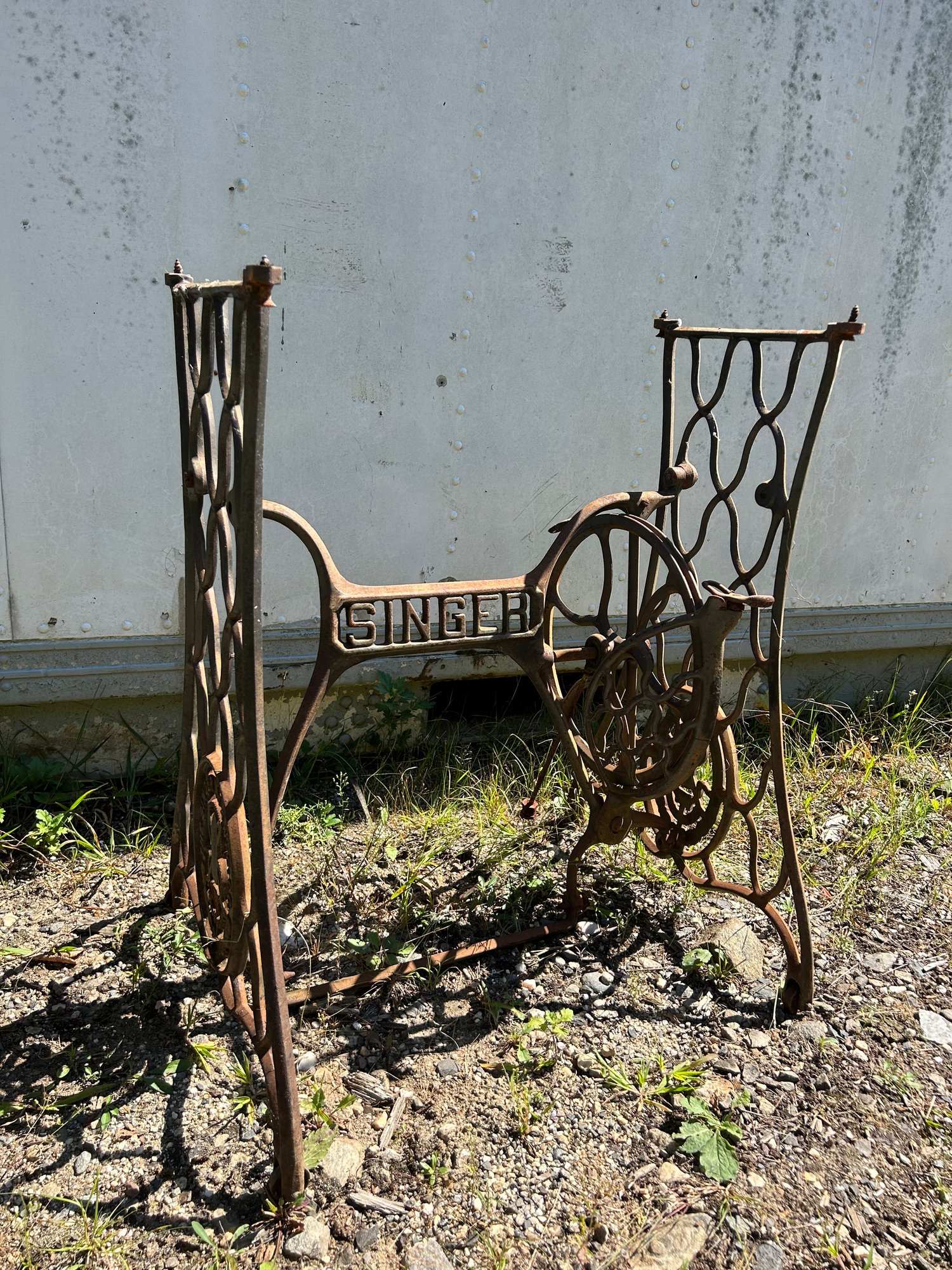 Antique Cast-iron Singer Sewing Machine Base #6105 | Auctionninja.com