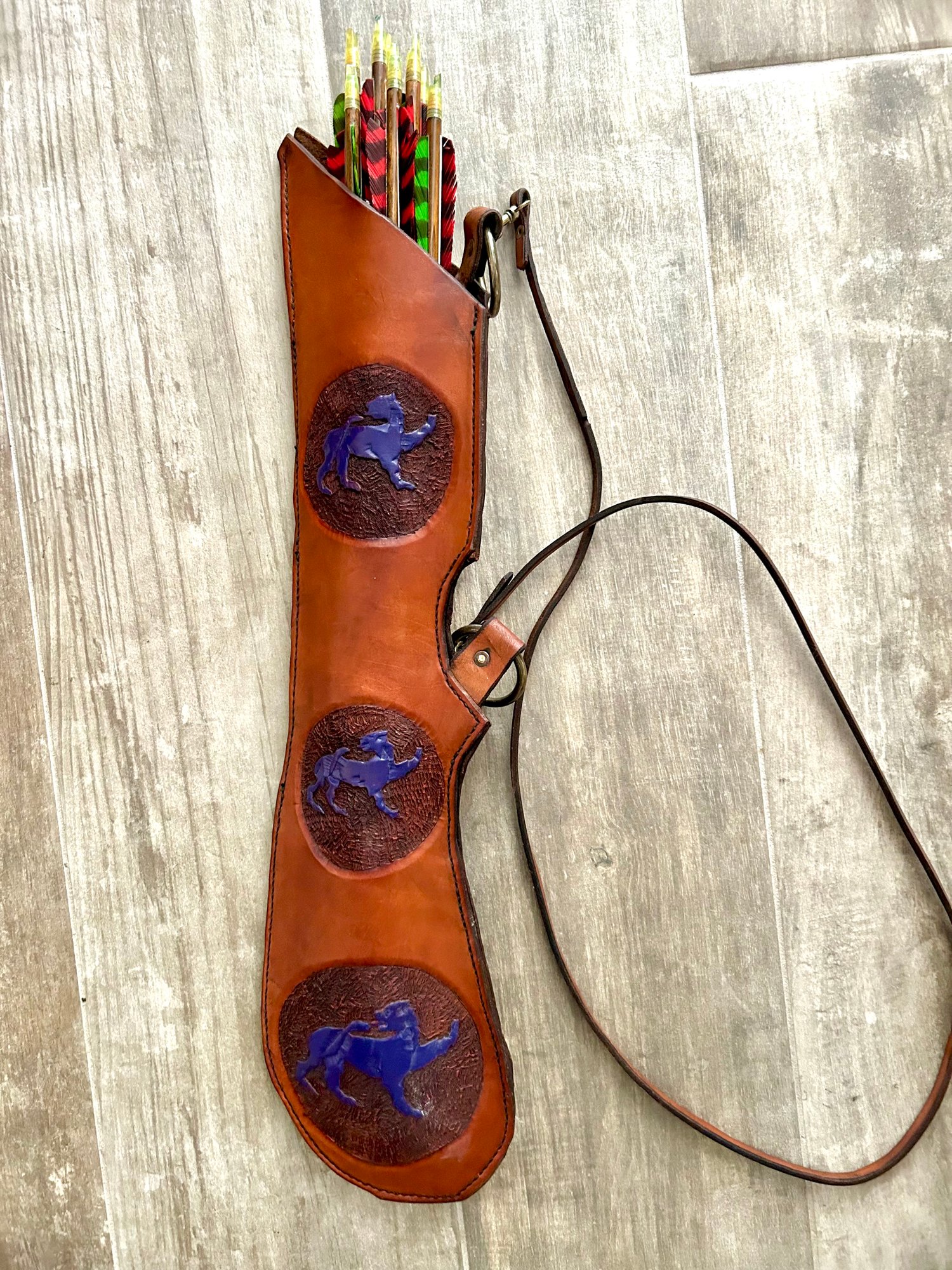 UNIQUE RARE HANDMADE VINTAGE TOOLED LEATHER QUIVER AND ARROWS #1263 ...