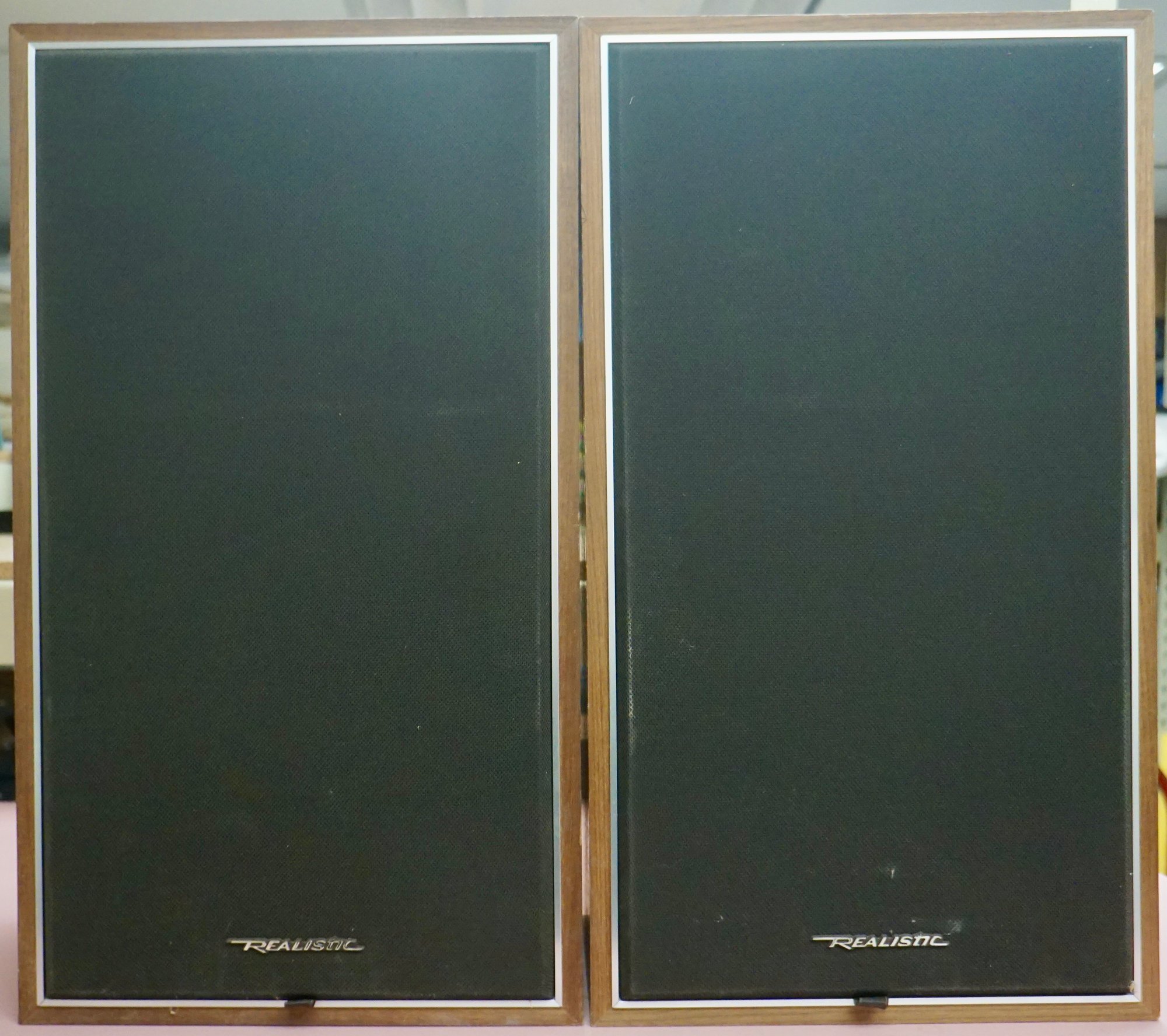 Pair Of Vintage Realistic Nova - 15 Speakers- Walnut Veneer #1462272 ...