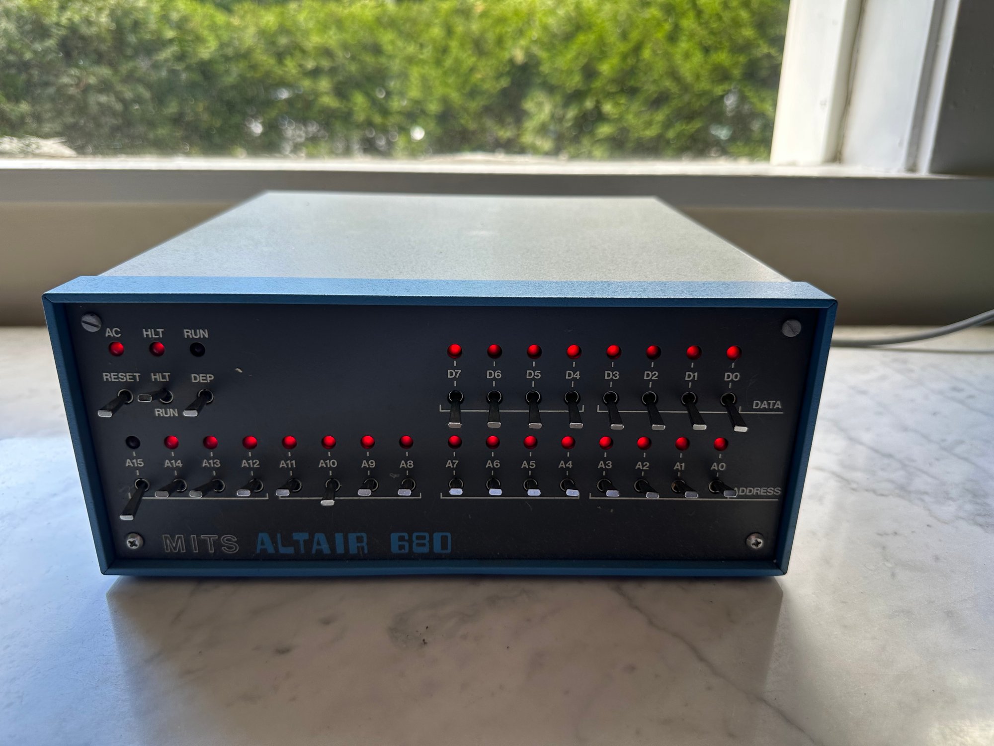 RARE MITS ALTAIR 680 With Manuals - More Pics Added #1456541 | Auctionninja.com