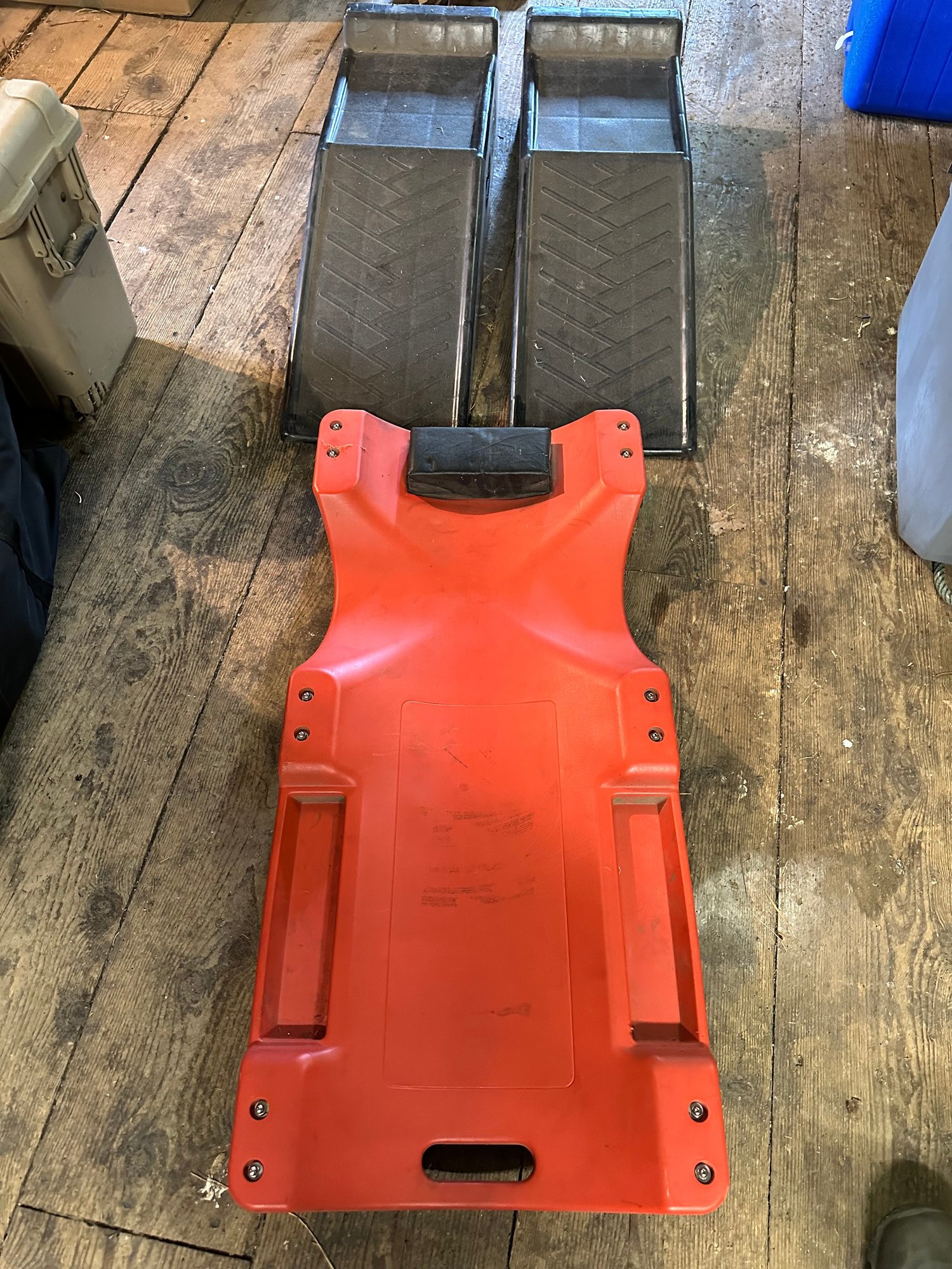 Blitz Ramps And Car Creeper - B25 #1467021 | Auctionninja.com