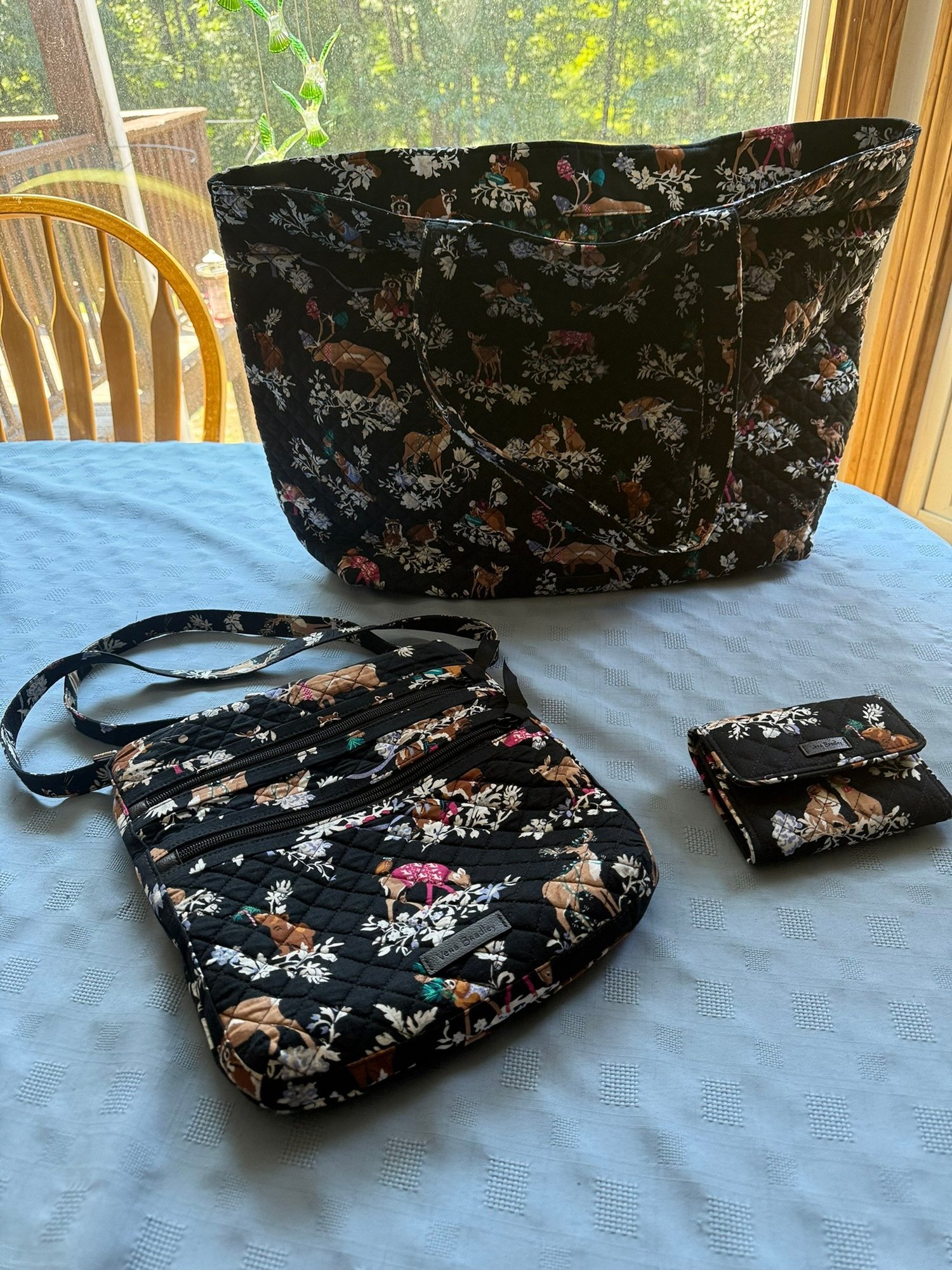 #32 Lot Of 3 Vera Bradley Merry Mischief Overnight Bag, Wallet & Triple ...