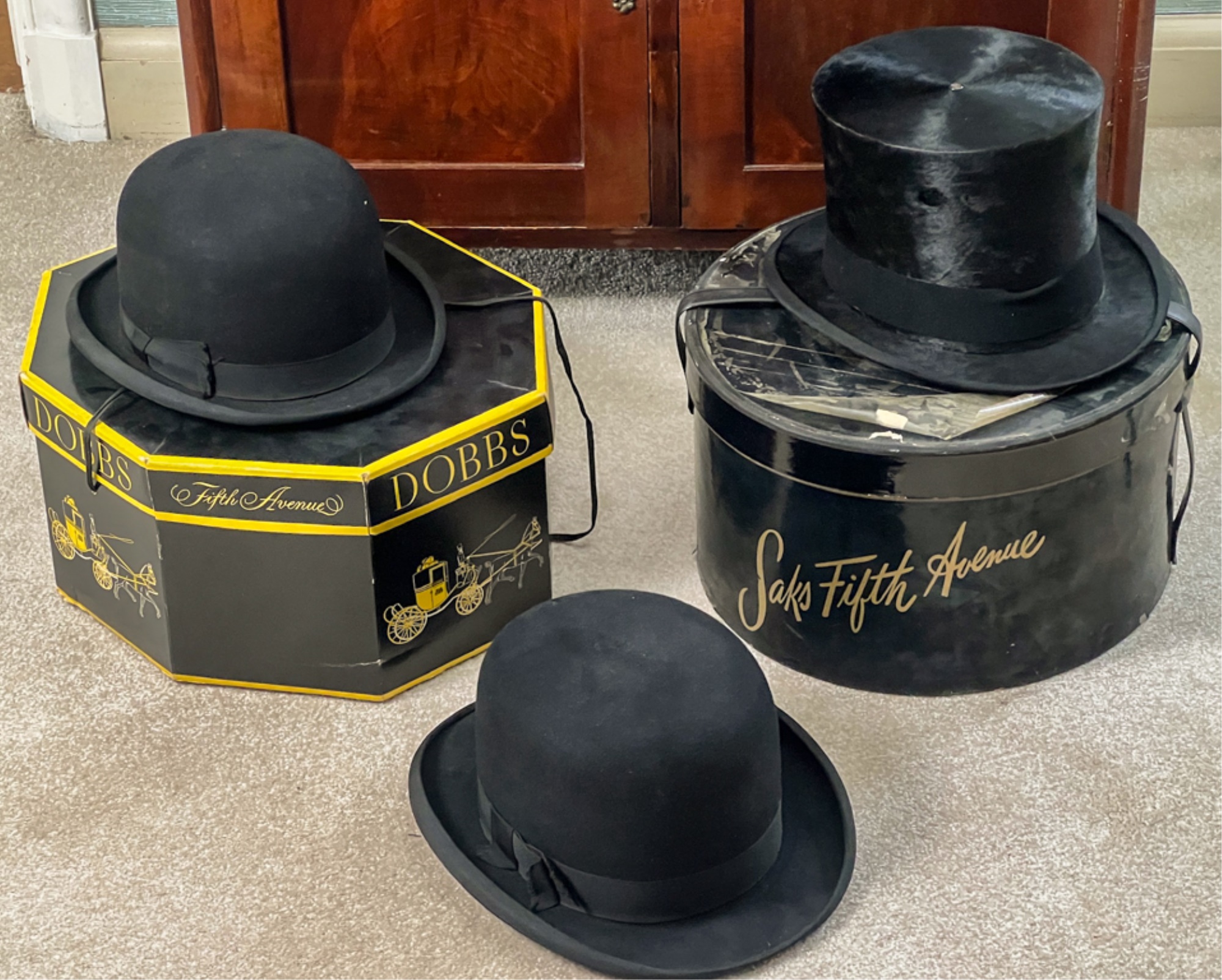 (2) BOWLER HATS & (1) BEAVER TOP HAT #49807 | Auctionninja.com
