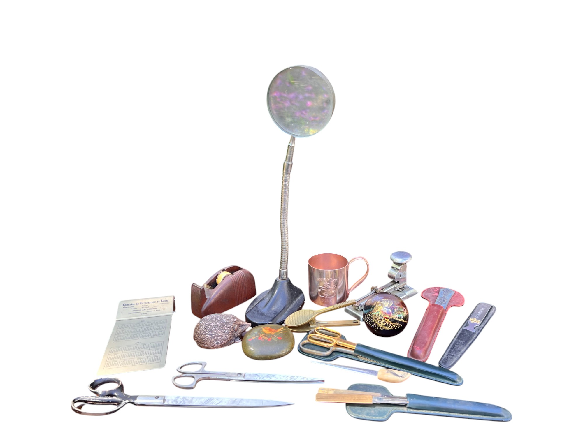 COLLECTION OF VINTAGE DESK ITEMS #53609 | Auctionninja.com