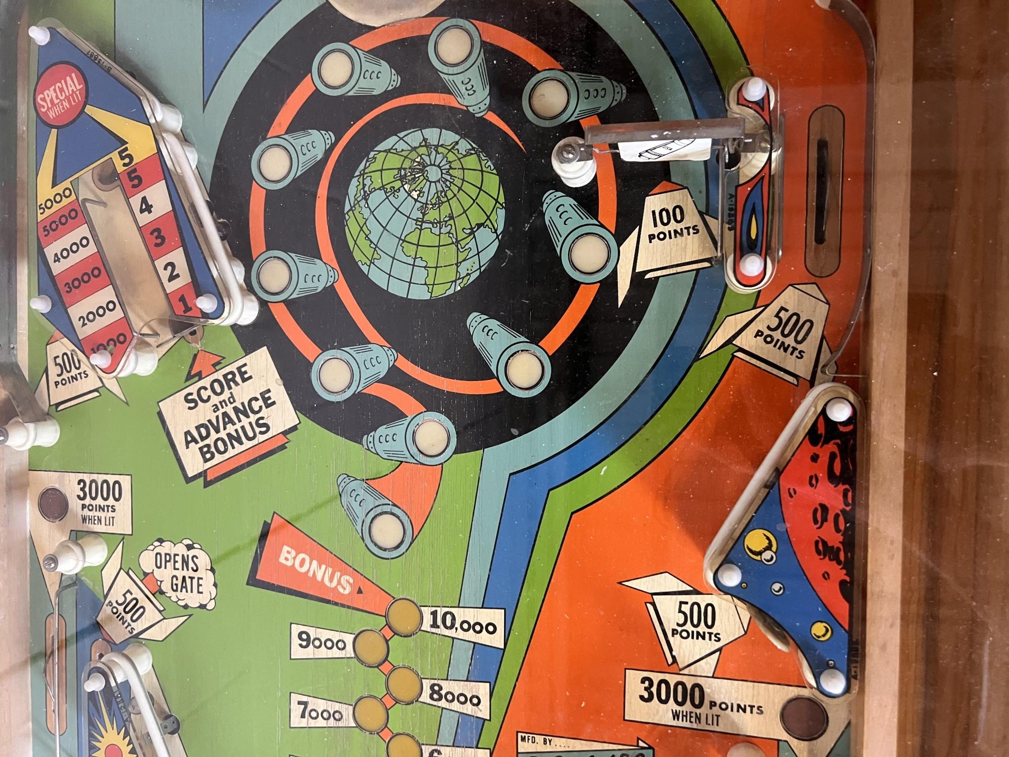 VINTAGE GOTTLIEB "OUTER SPACE" PINBALL MACHINE #54191 | Auctionninja.com