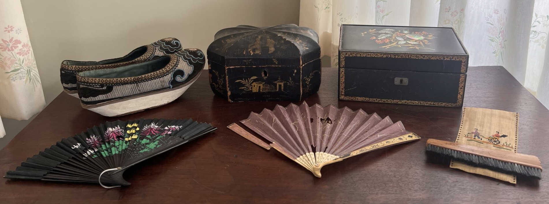 COLLECTION OF ASIAN ITEMS #54636 | Auctionninja.com