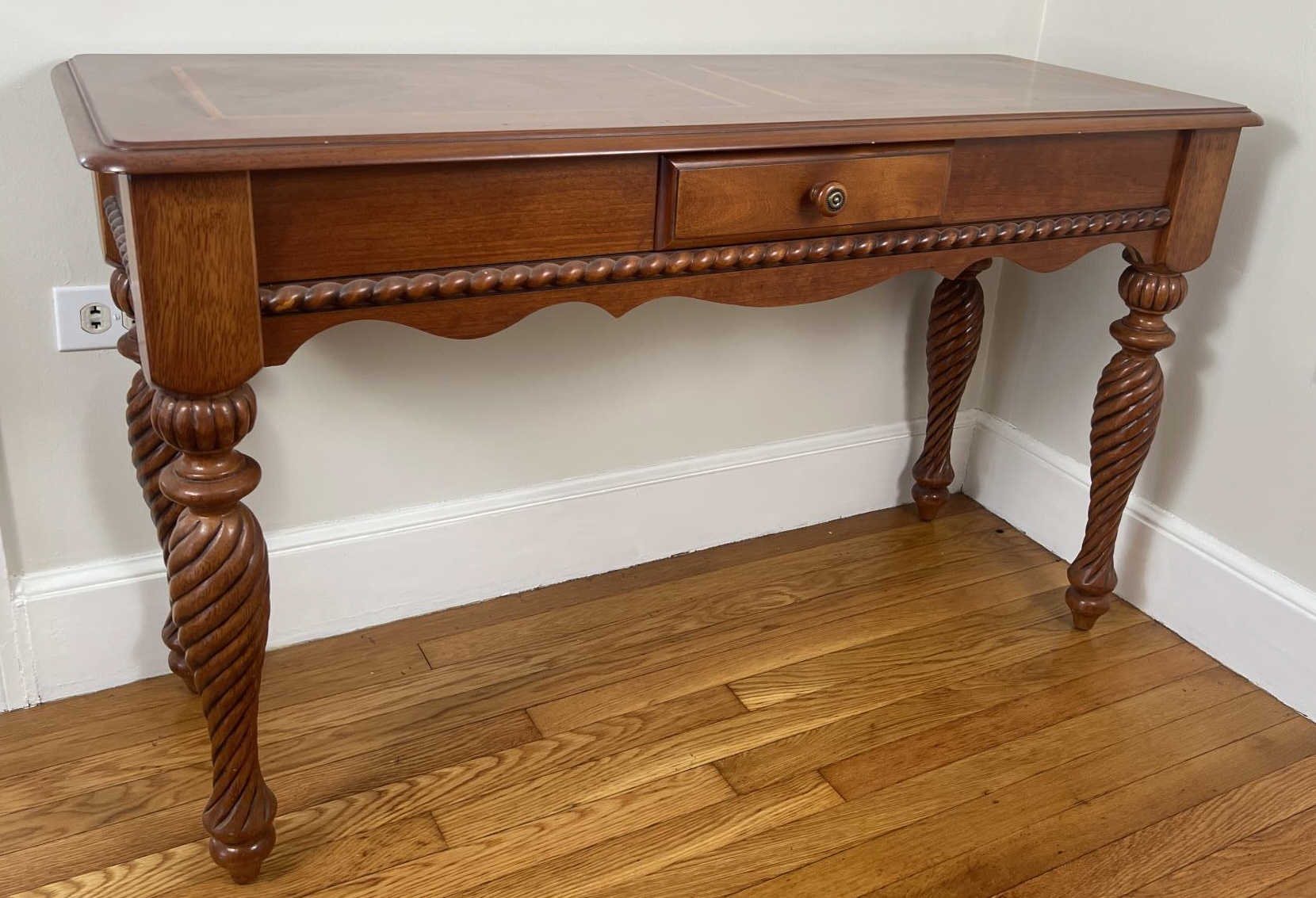 CUSTOM CARVED SINGLE DRAWER CONSOLE TABLE #54470 | Auctionninja.com