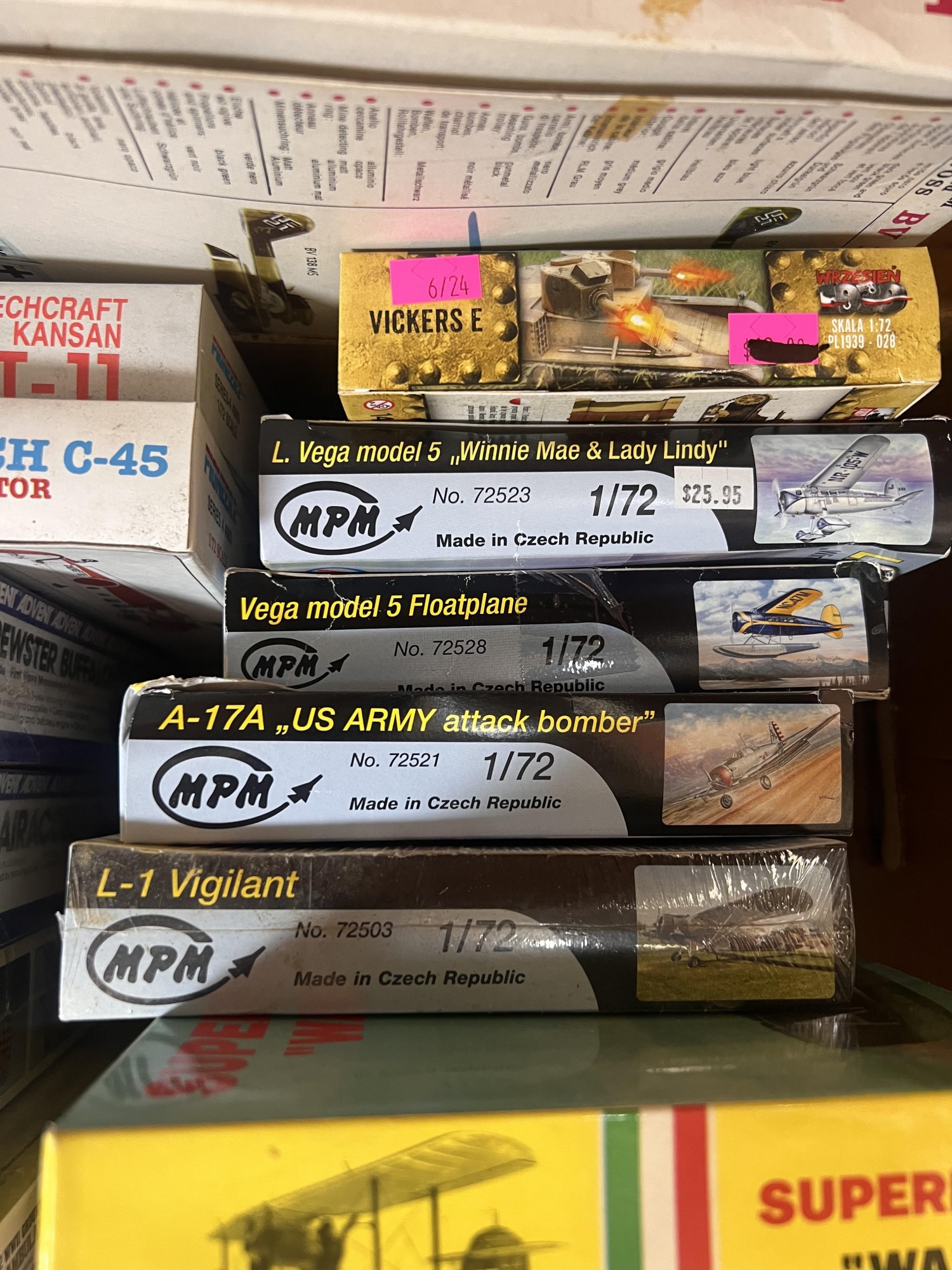 COLLECTION OF MISC MILITARY VEHICLE MODEL KITS #56587 | Auctionninja.com