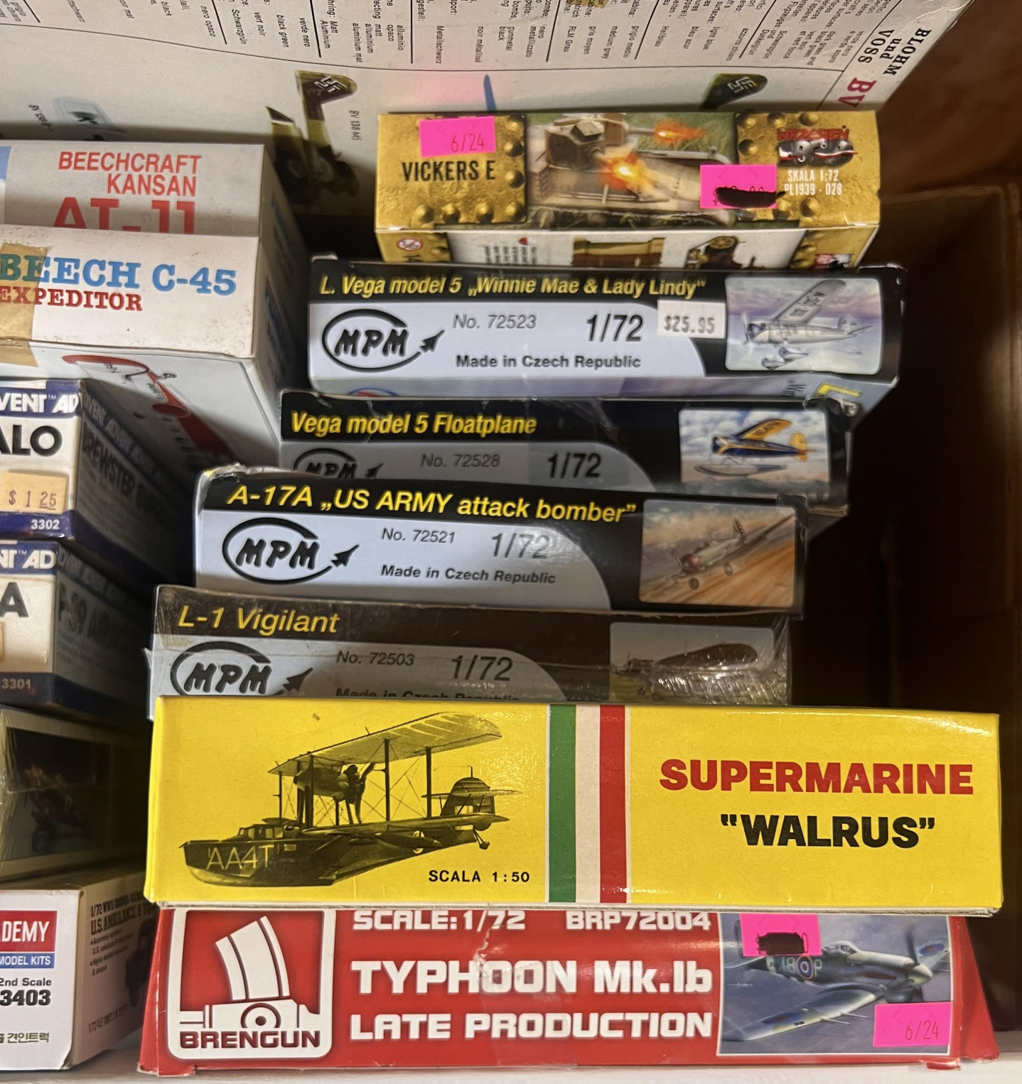COLLECTION OF MISC MILITARY VEHICLE MODEL KITS #56587 | Auctionninja.com