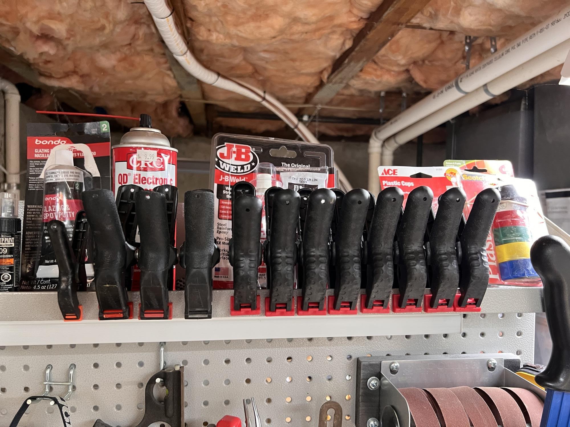 (2) DRAWER WORK BENCH w/ A VARIETY OF TOOLS #56613 | Auctionninja.com