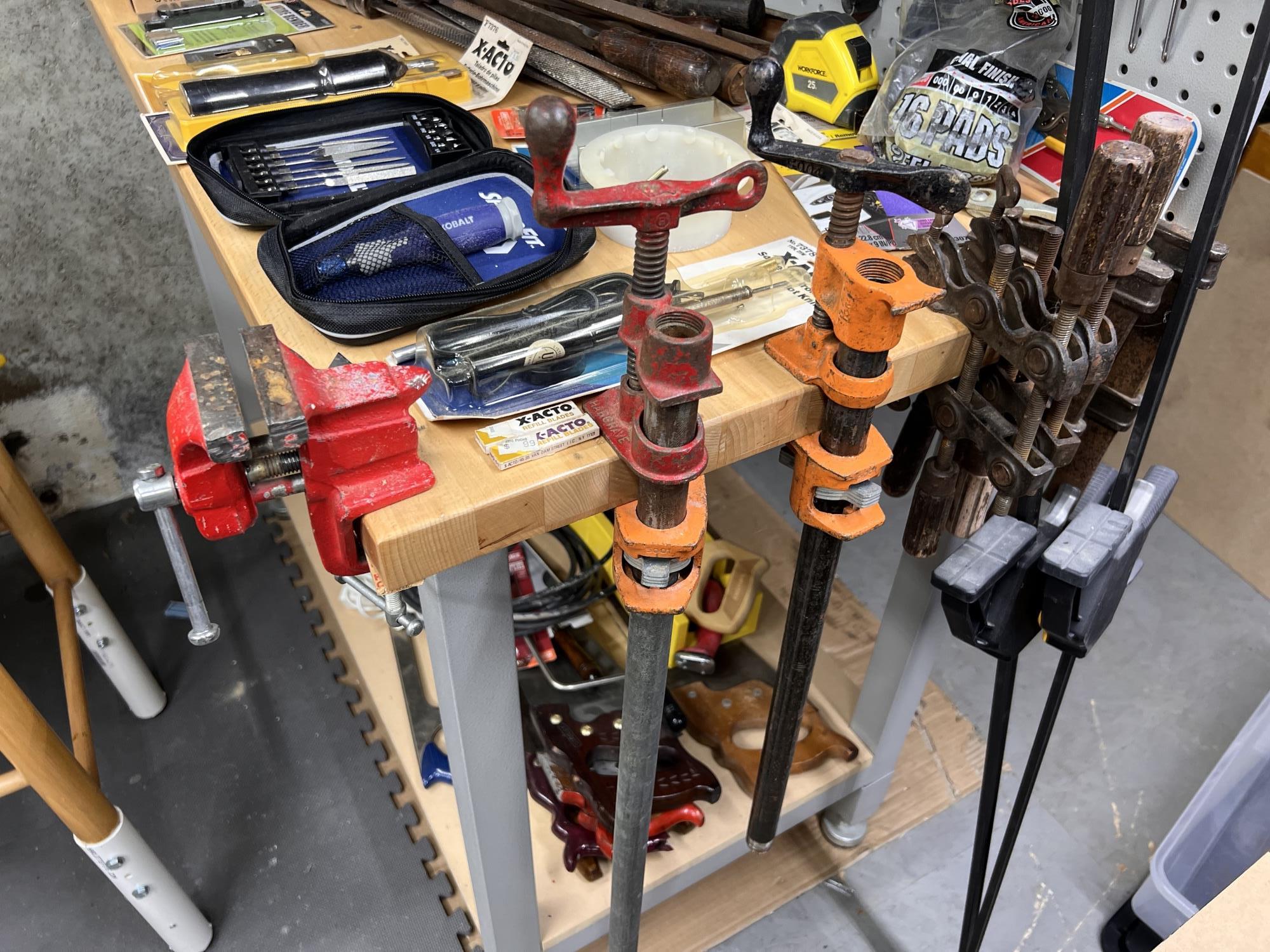 (2) DRAWER WORK BENCH w/ A VARIETY OF TOOLS #56613 | Auctionninja.com