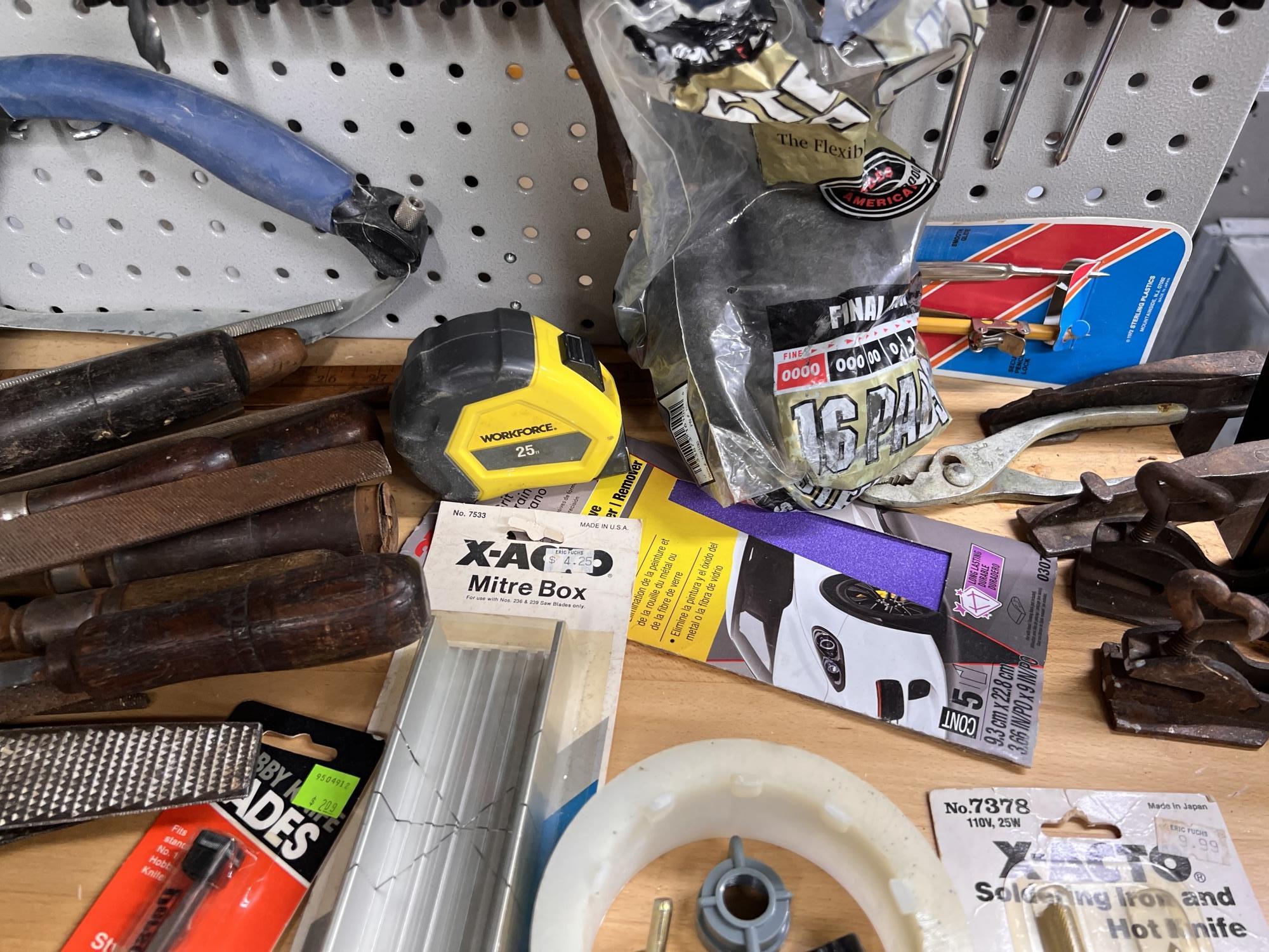 (2) DRAWER WORK BENCH w/ A VARIETY OF TOOLS #56613 | Auctionninja.com