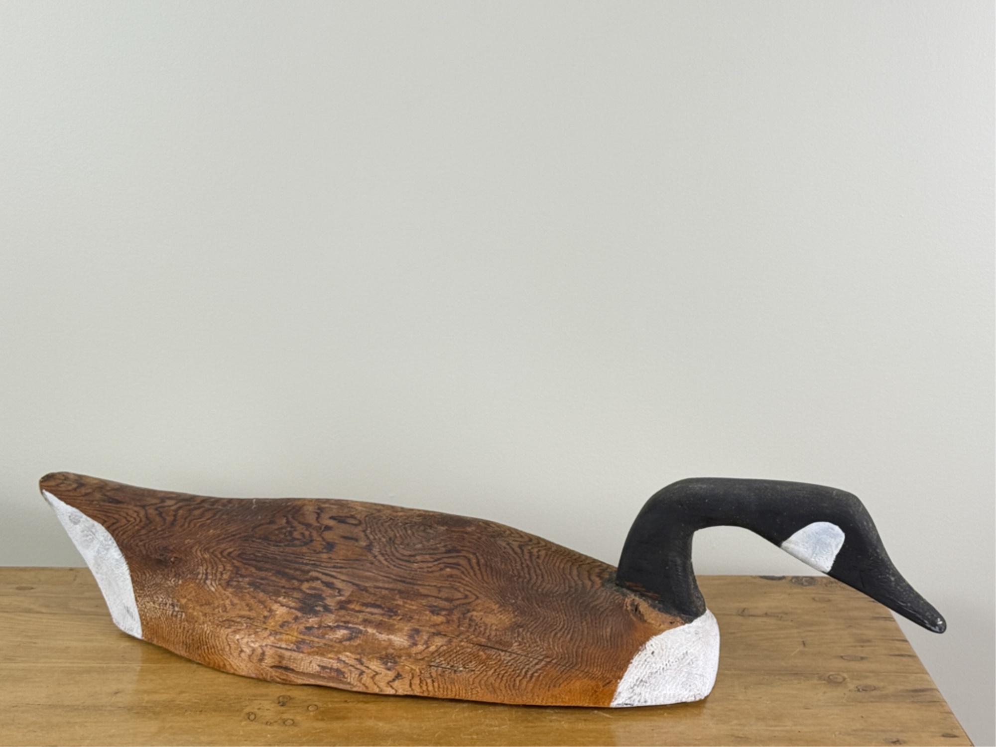 CARVED & PAINTED CANADA GOOSE DECOY #57175 | Auctionninja.com