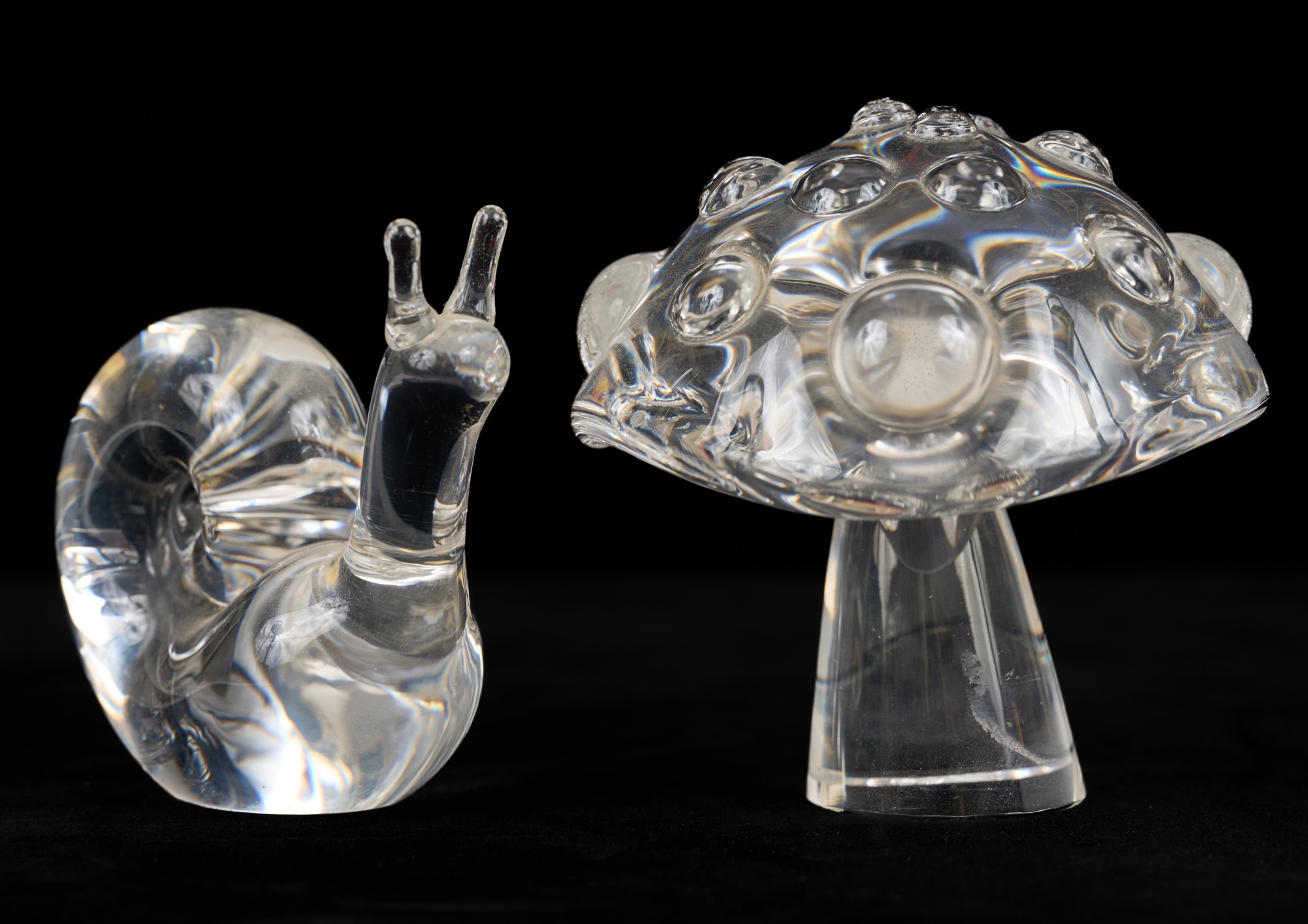 STEUBEN GLASS SNAIL and TOAD STOOL #57722 | Auctionninja.com