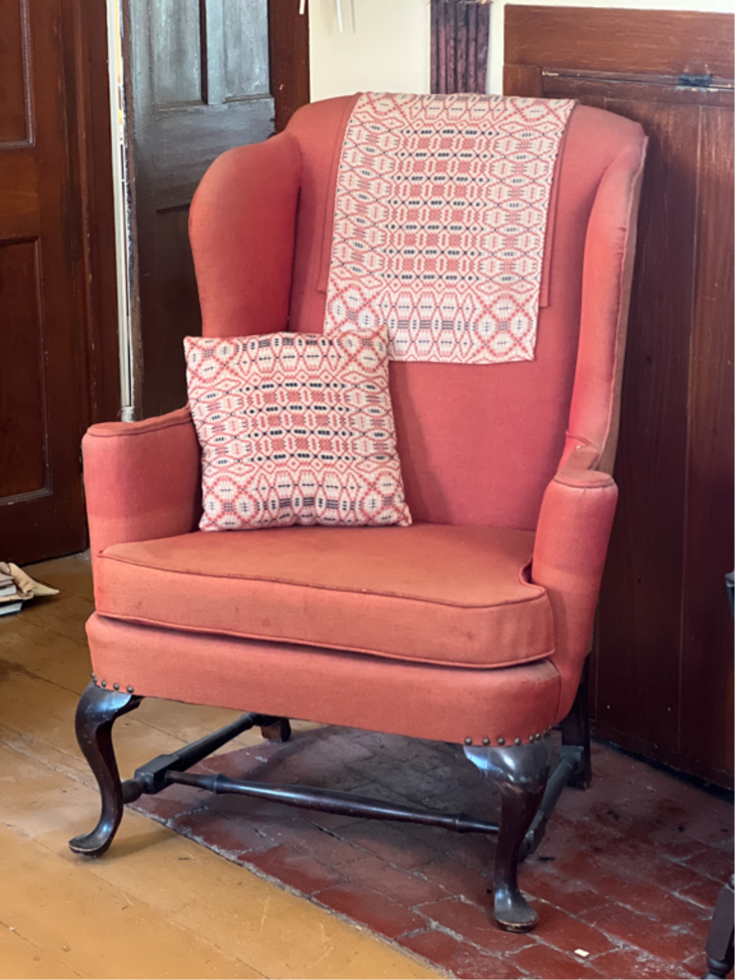 (19th c) QUEEN ANNE MAHOGANY WINGBACK CHAIR #59227 | Auctionninja.com