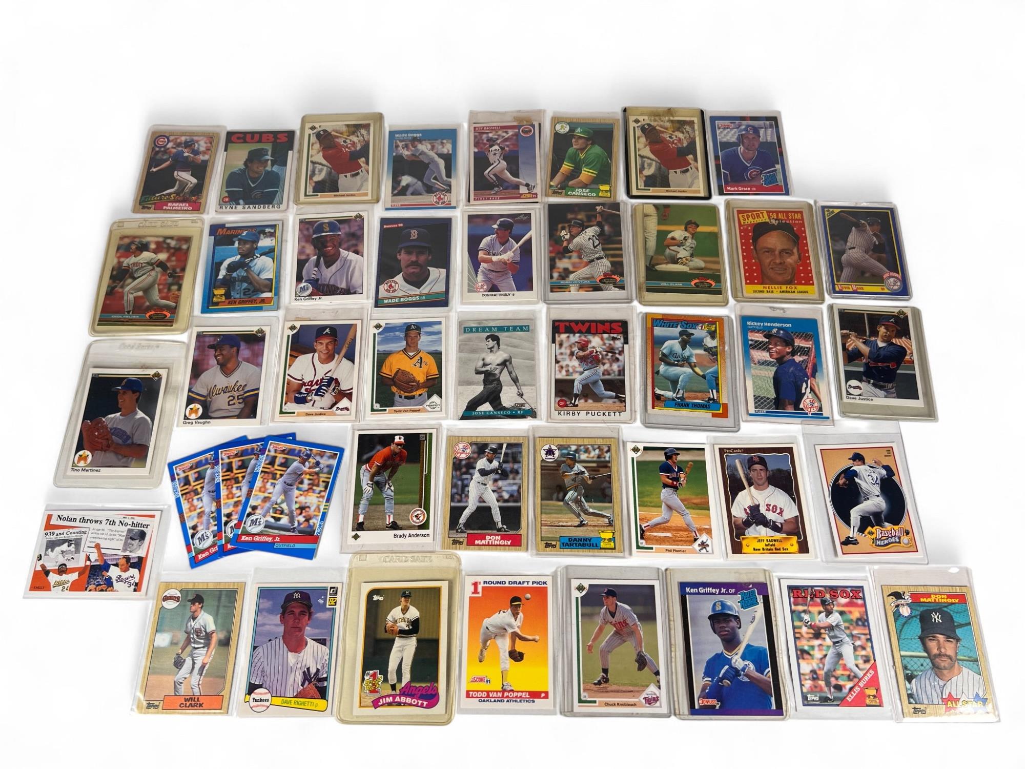 COLLECTION OF MISC VINTAGE BASEBALL CARDS #61670 | Auctionninja.com