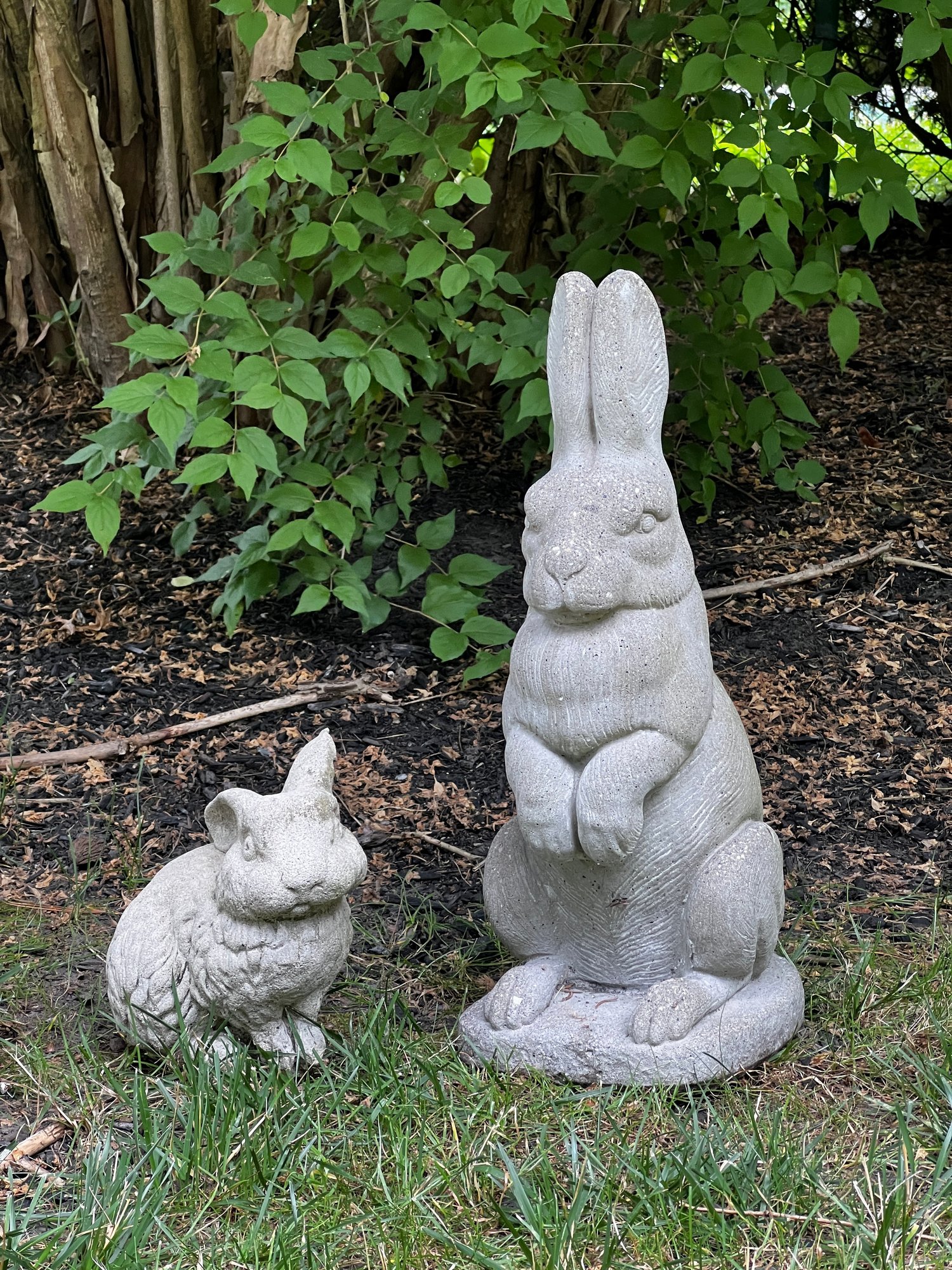 (2) CAST STONE RABBITS #56269 | Auctionninja.com