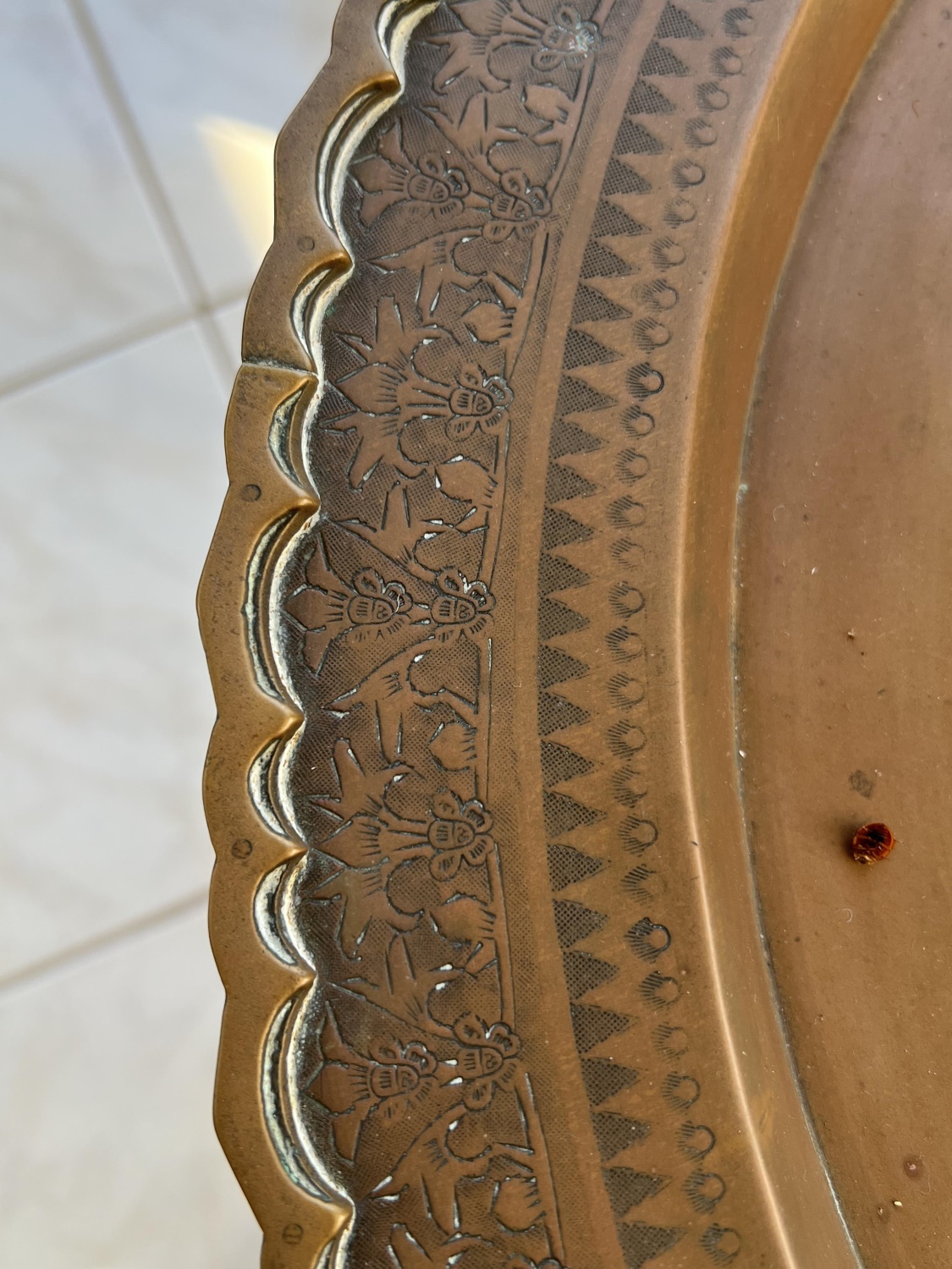 FAR EAST INDIAN ENGRAVED COPPER TRAY ON STAND #46131 | Auctionninja.com